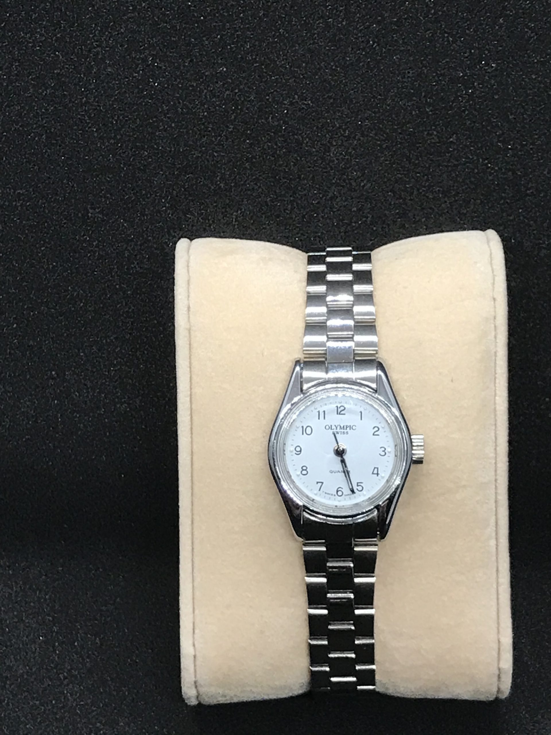 Ladies Olympic Swiss Quartz Watch - Vintage Keepsakes