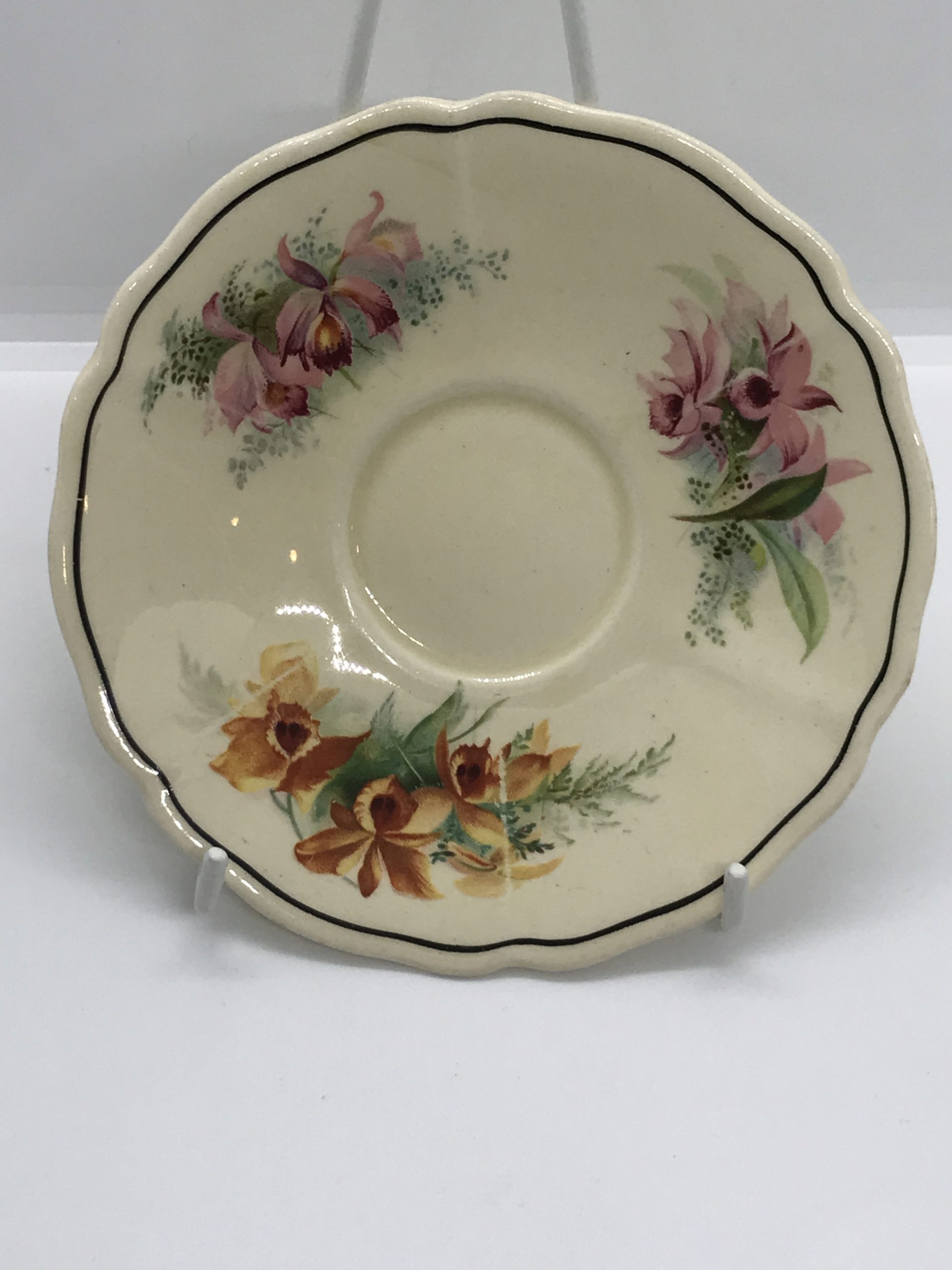 Royal Doulton Orchids Tea Cup Saucer D5215 - Vintage Keepsakes