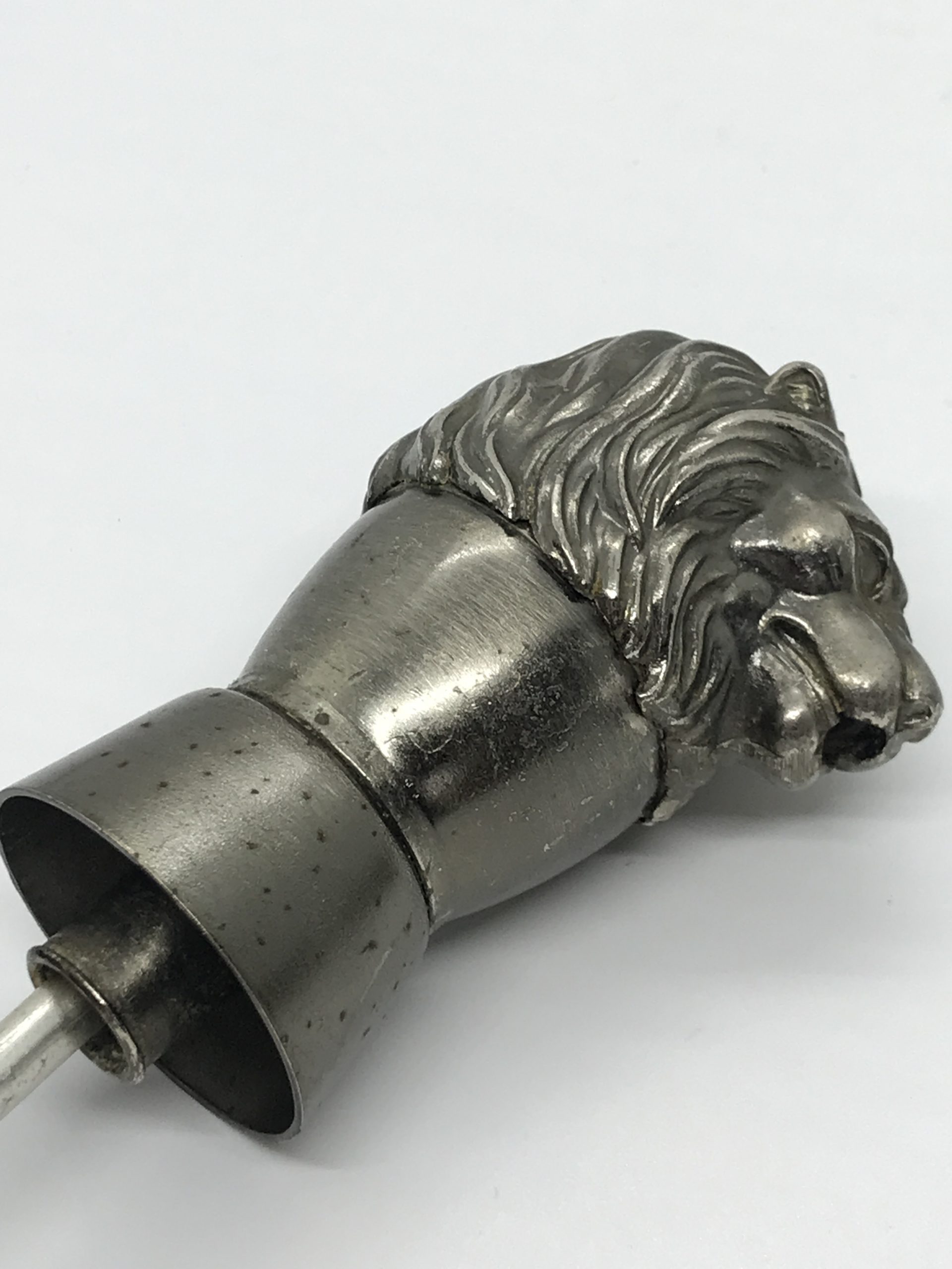 Vintage Metal Lion Head Alcohol Liquor Spirit Pourer - Vintage Keepsakes