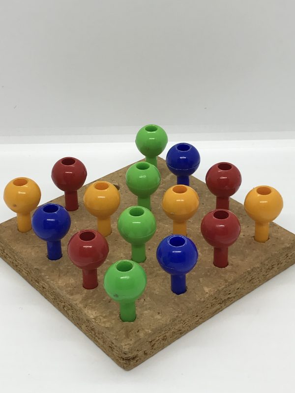 Vintage Peg Board Game (missing one peg) - Vintage Keepsakes