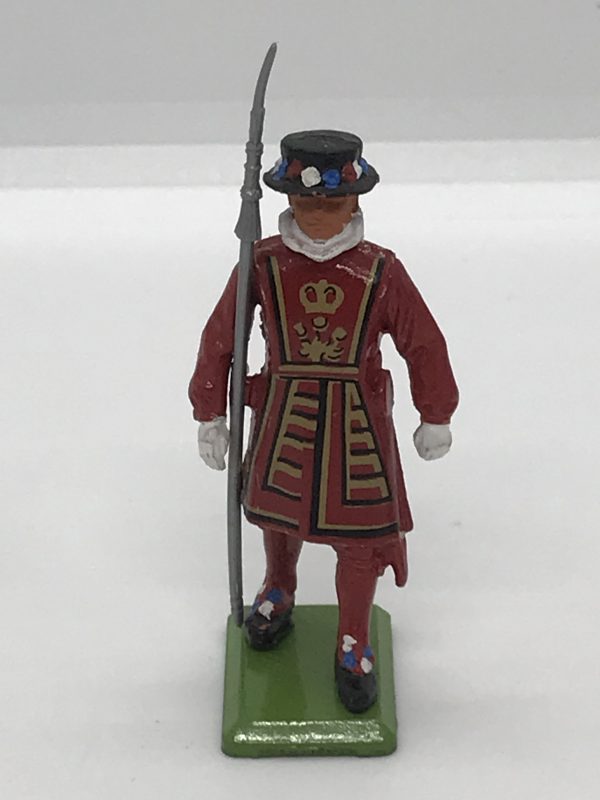 3 x Lead Soldiers Britains Ltd - Palace Guard, Life Guard, Beefeater ...