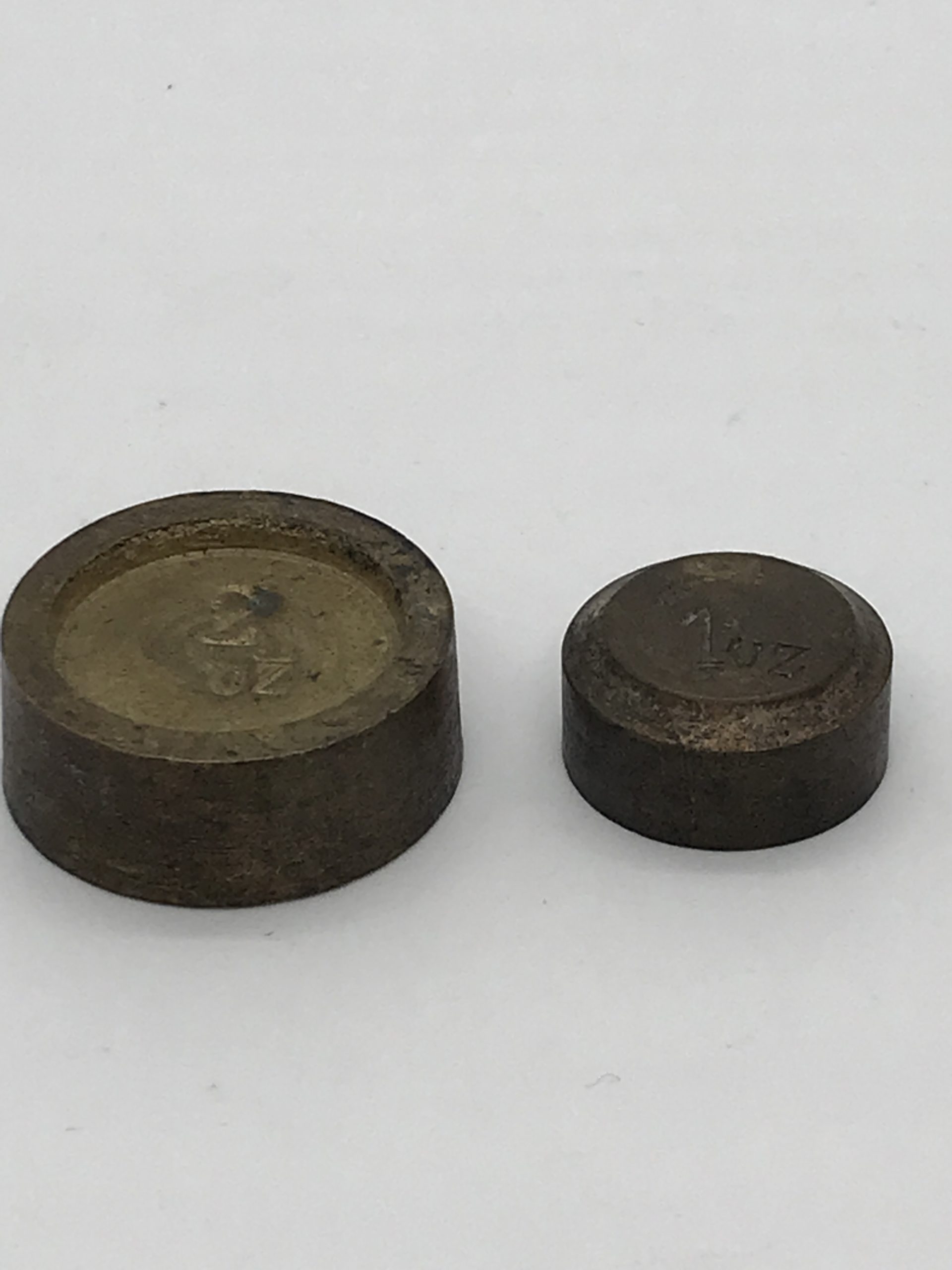 Vintage Weight Set - 2oz & 1oz - Vintage Keepsakes