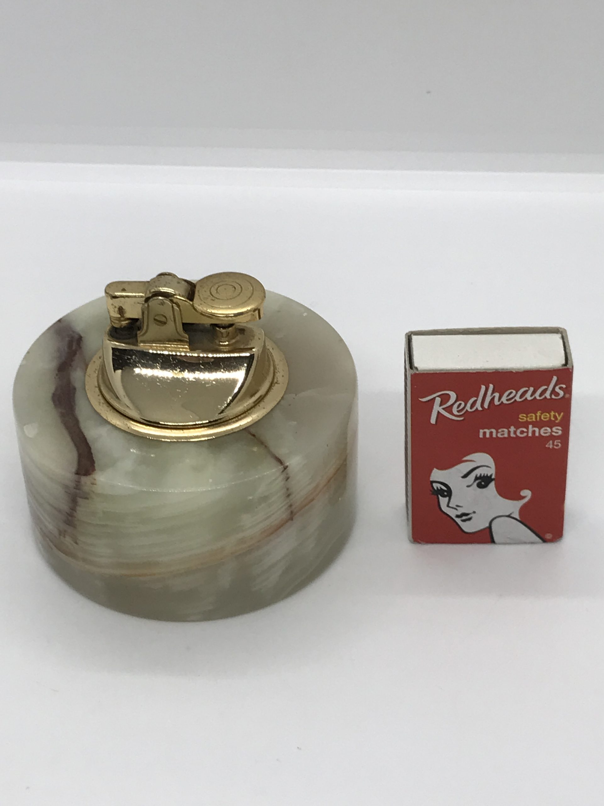 Round Marble Table Lighter - Vintage Keepsakes