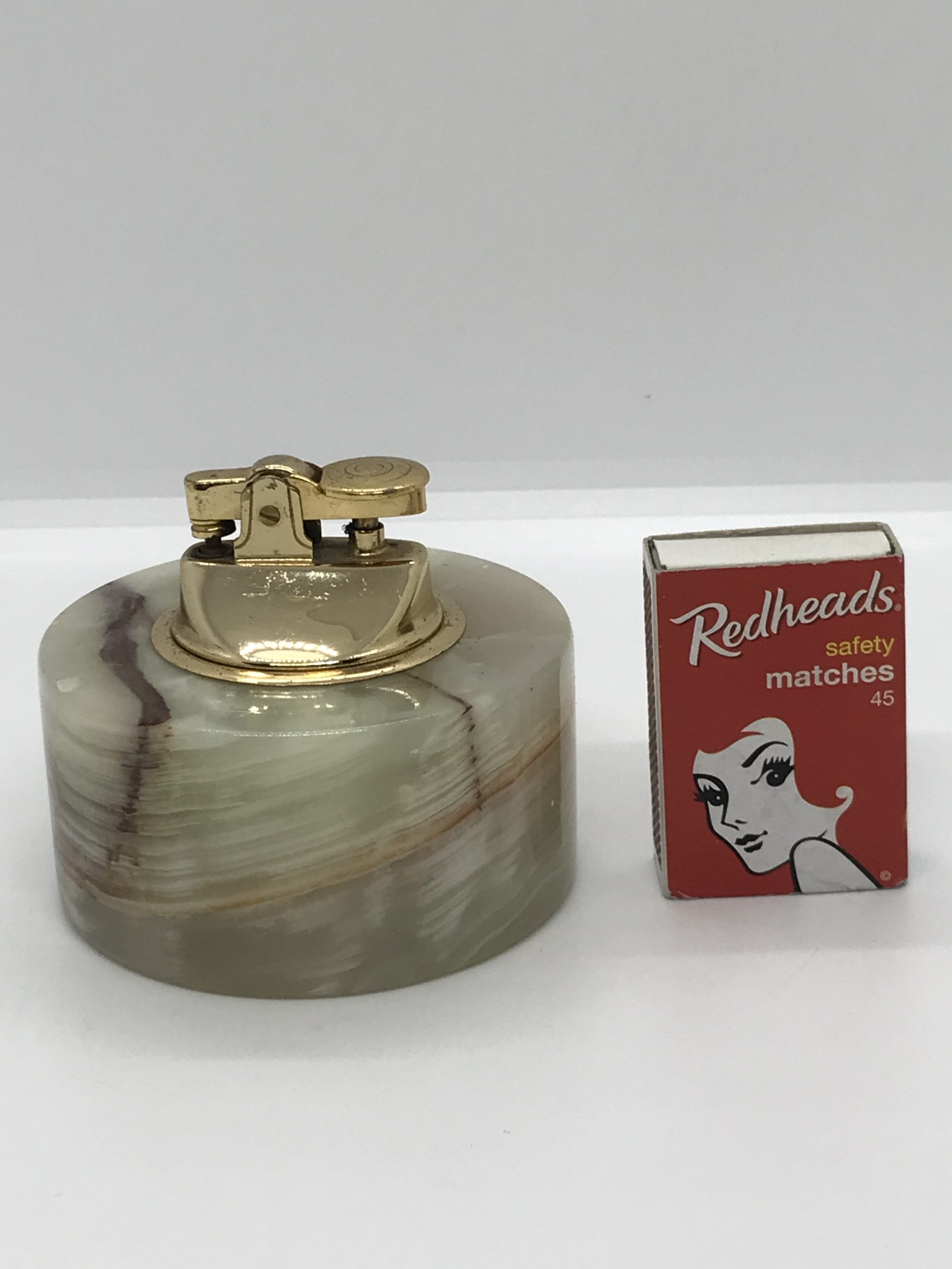 Round Marble Table Lighter - Vintage Keepsakes