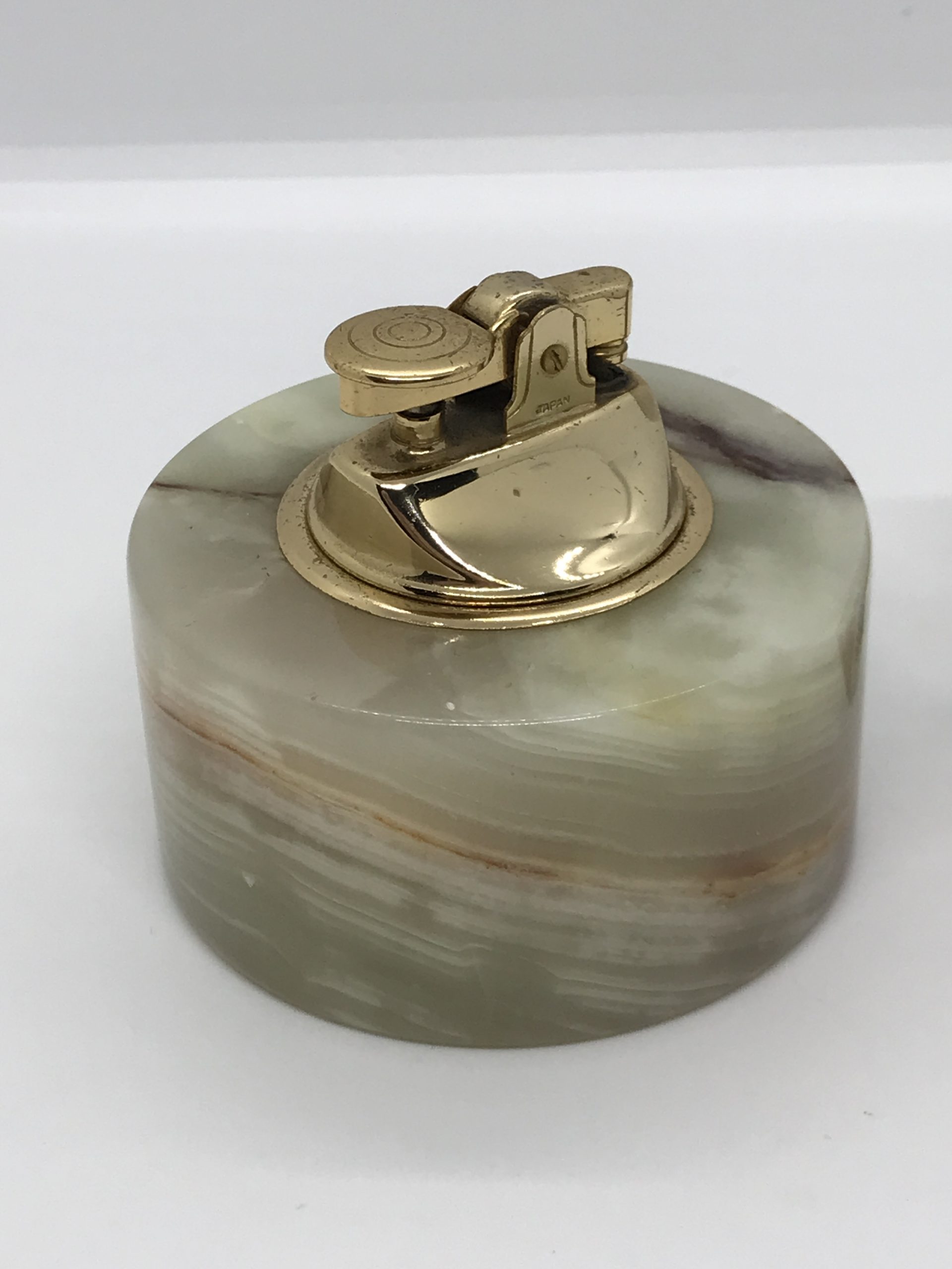 Round Marble Table Lighter - Vintage Keepsakes