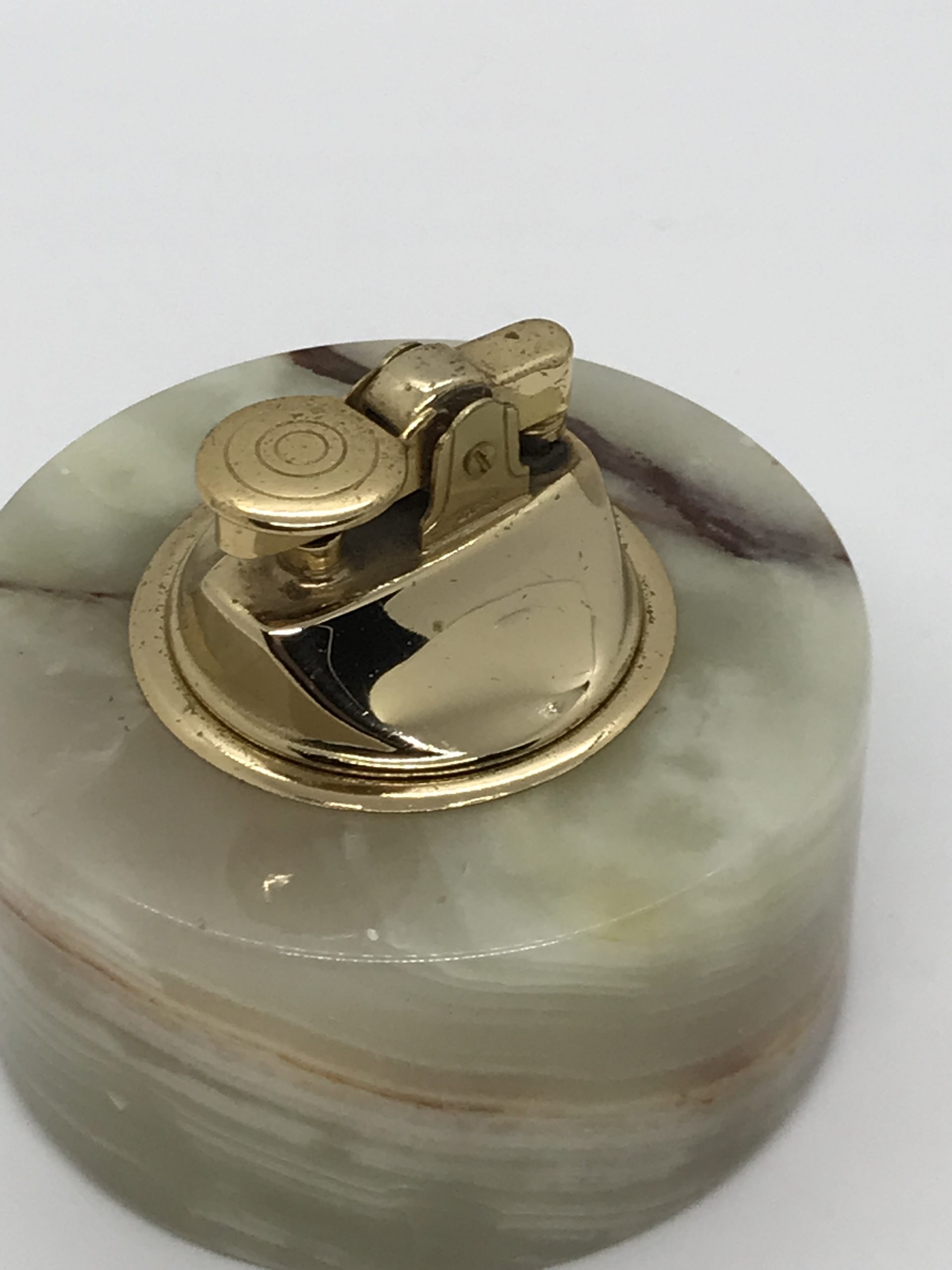 Round Marble Table Lighter - Vintage Keepsakes