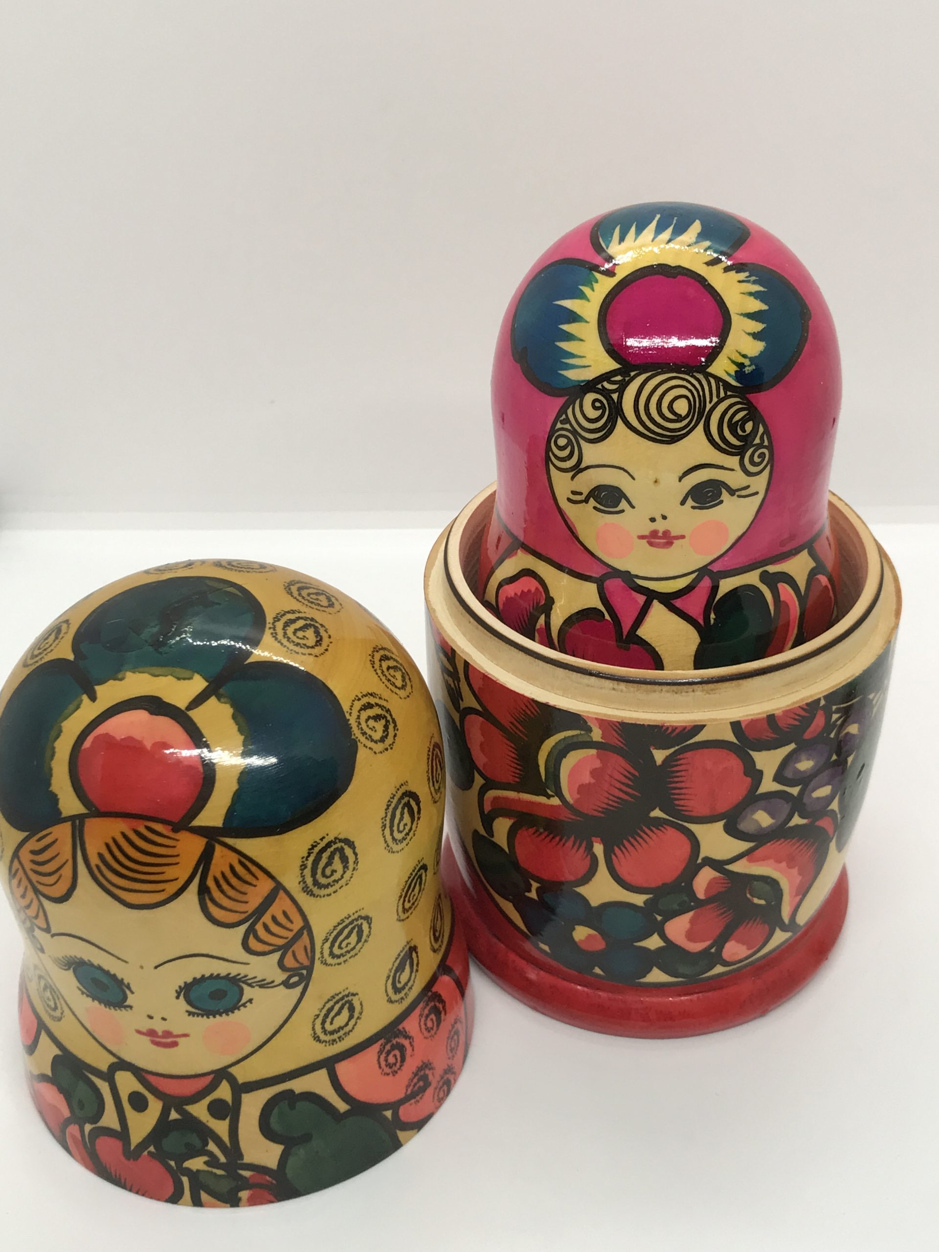 Vintage Set of 7 Russian Wooden Nesting Matryoshka Dolls. Largest 21cm ...