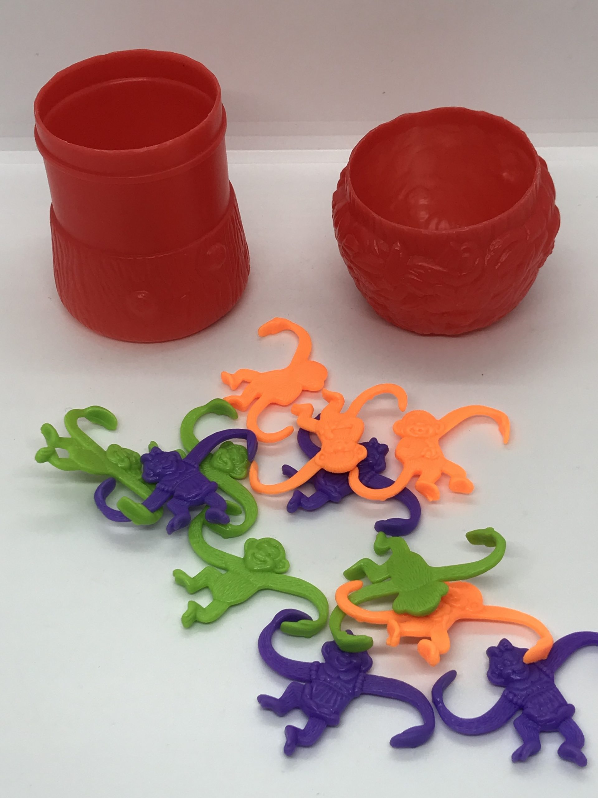 Barrel Monkey Game - Vintage Keepsakes