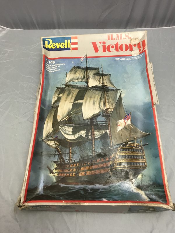 Revell HMS Victory 1/146 scale Model Kit - Vintage Keepsakes