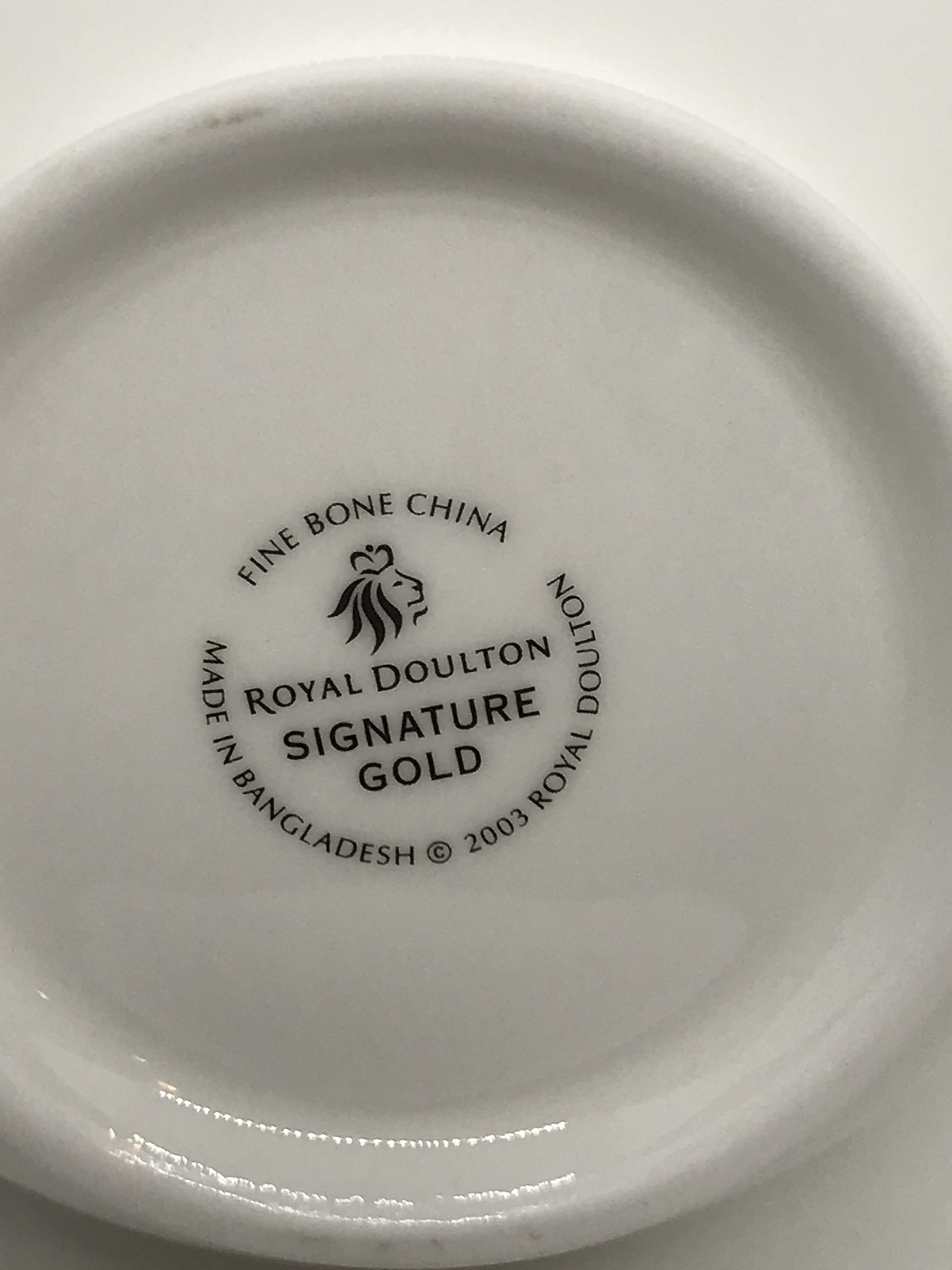 Royal Doulton Signature Gold Bone China - Made in Bangladesh - Teapot ...