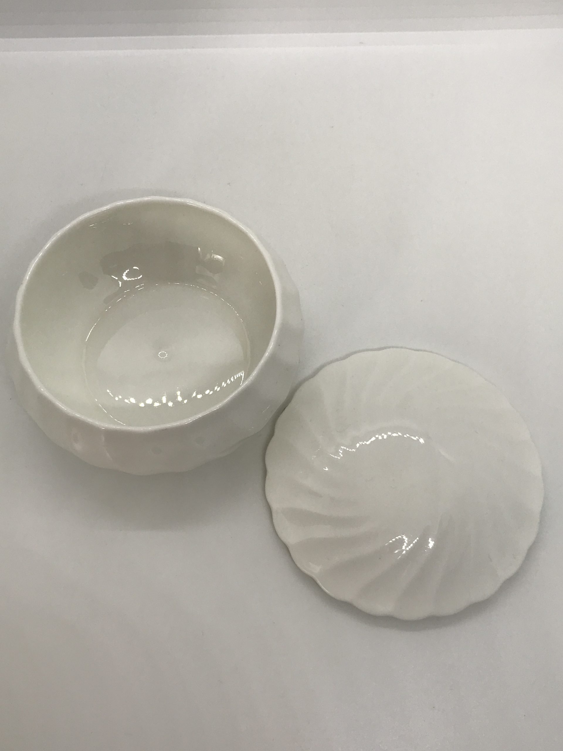 Wedgwood Bone China Trinket Box - Vintage Keepsakes