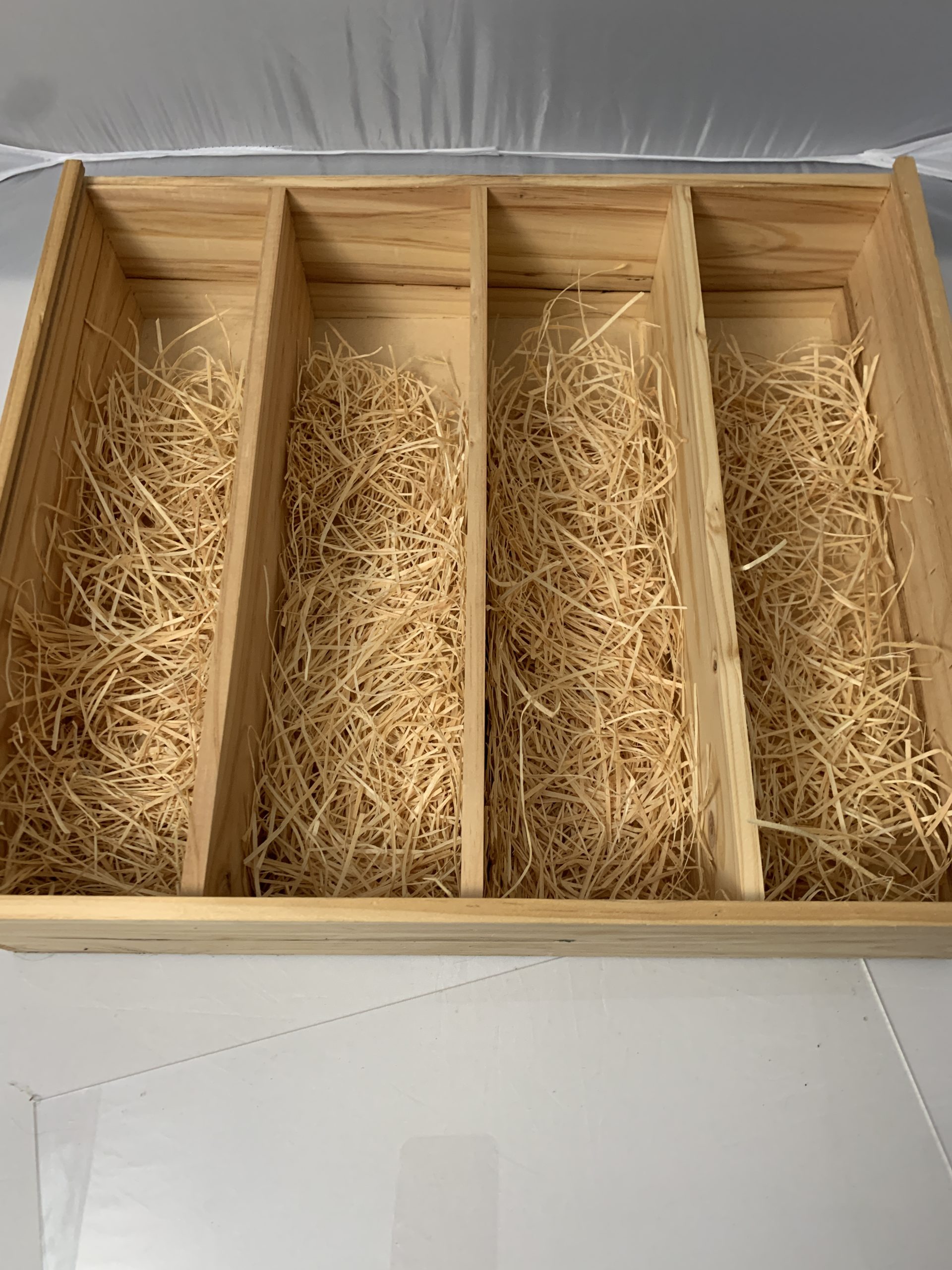 4 Bottle Wooden Wine Display or Gift Box - Vintage Keepsakes