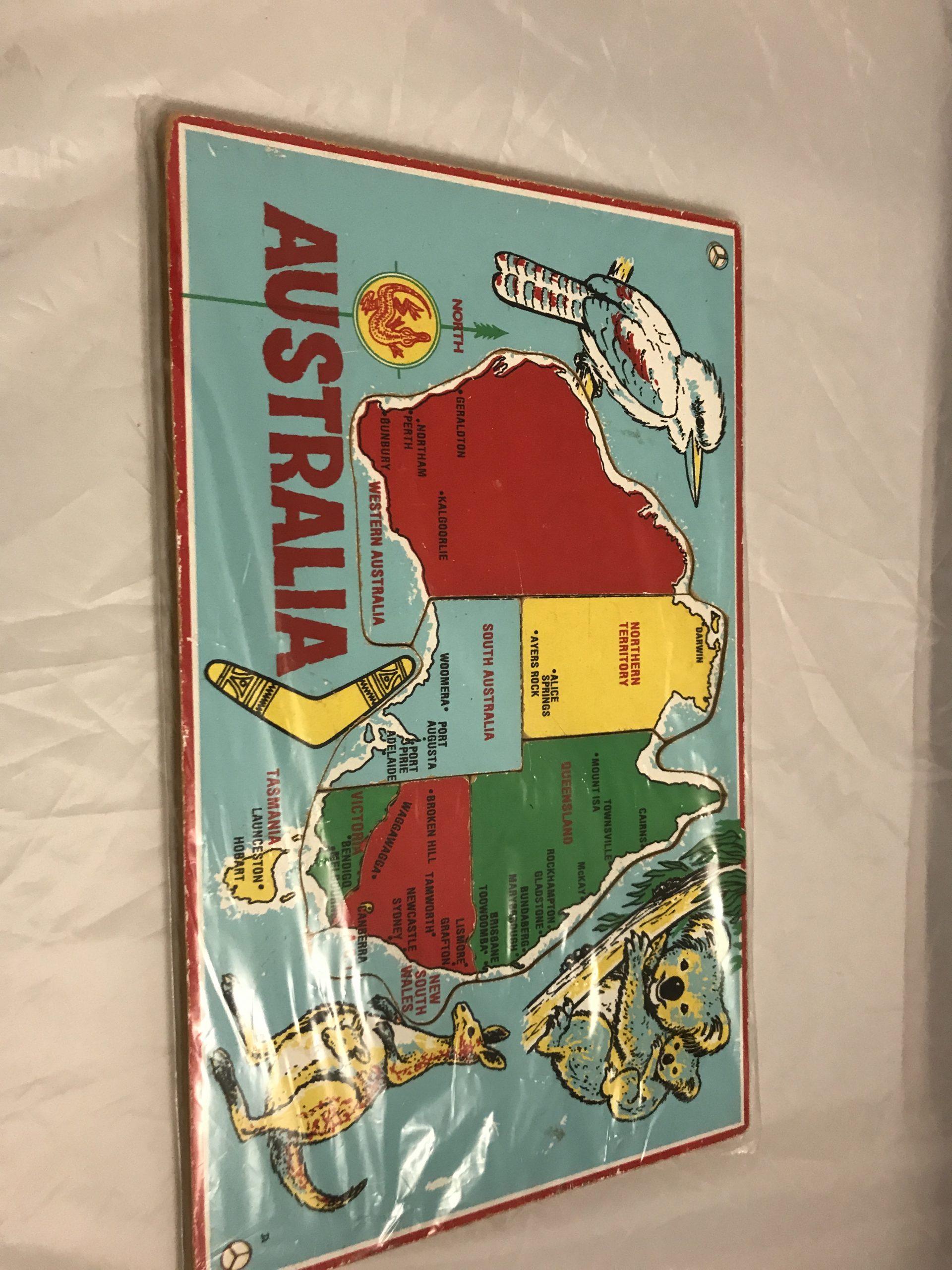 Vintage Wooden Map of Australia Tray Puzzle (GLA Made in NZ) - Vintage ...