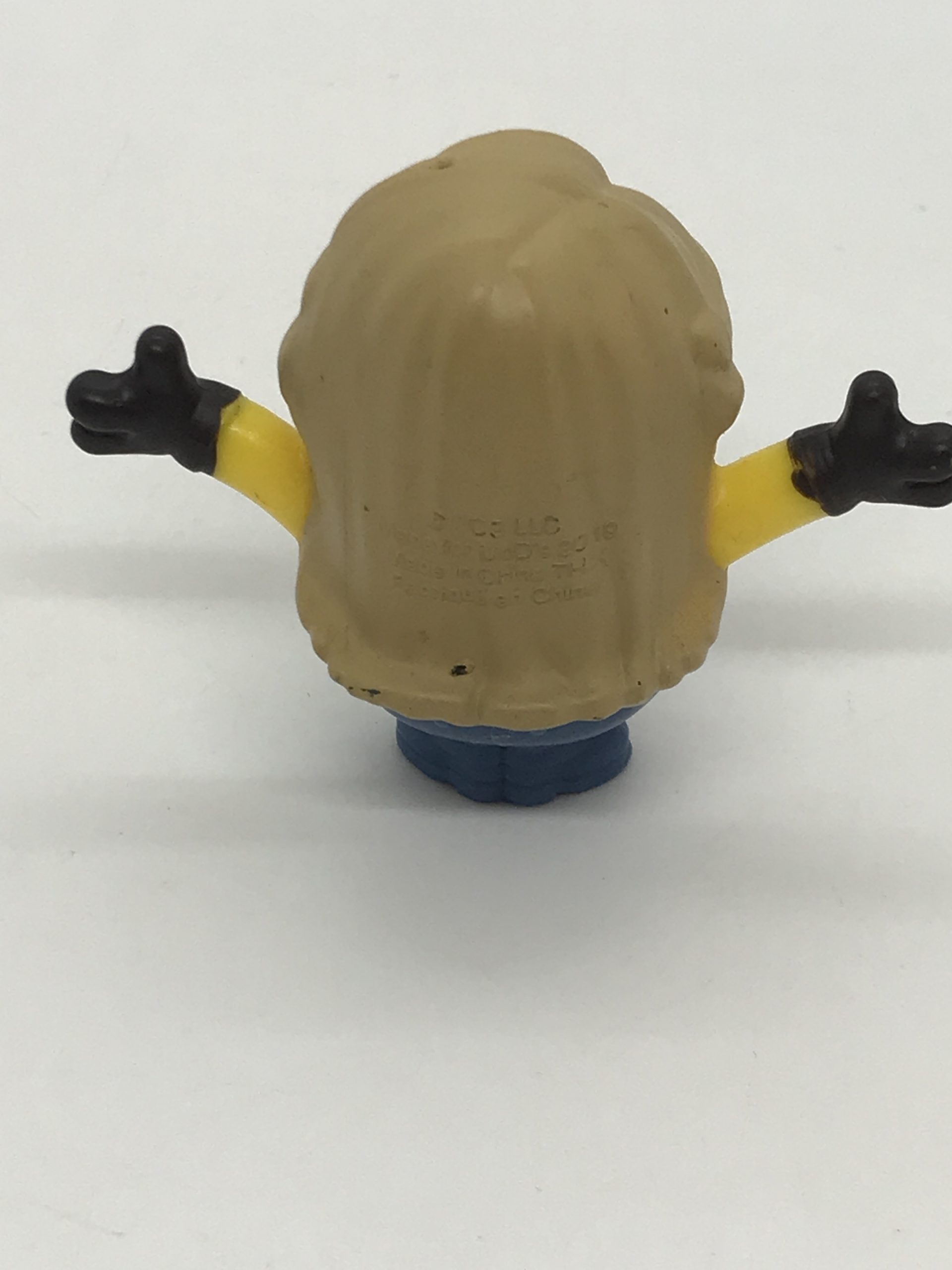 Minion with hands in air peace symbol necklace (McDonalds Happy Meal ...