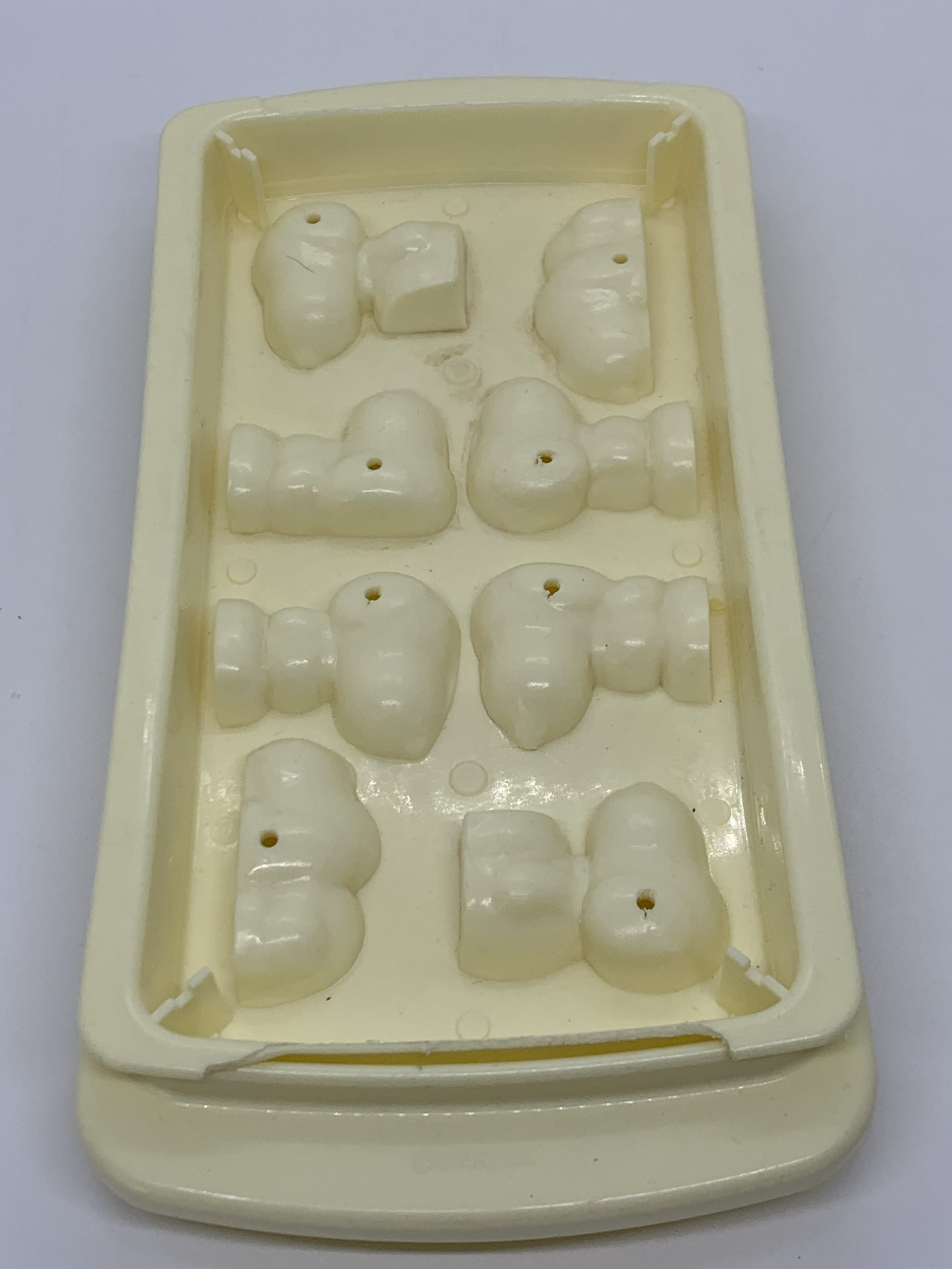 World Plastics Snoopy 2-piece Plastic PI-2018 Ice Cube Mold - Made in ...
