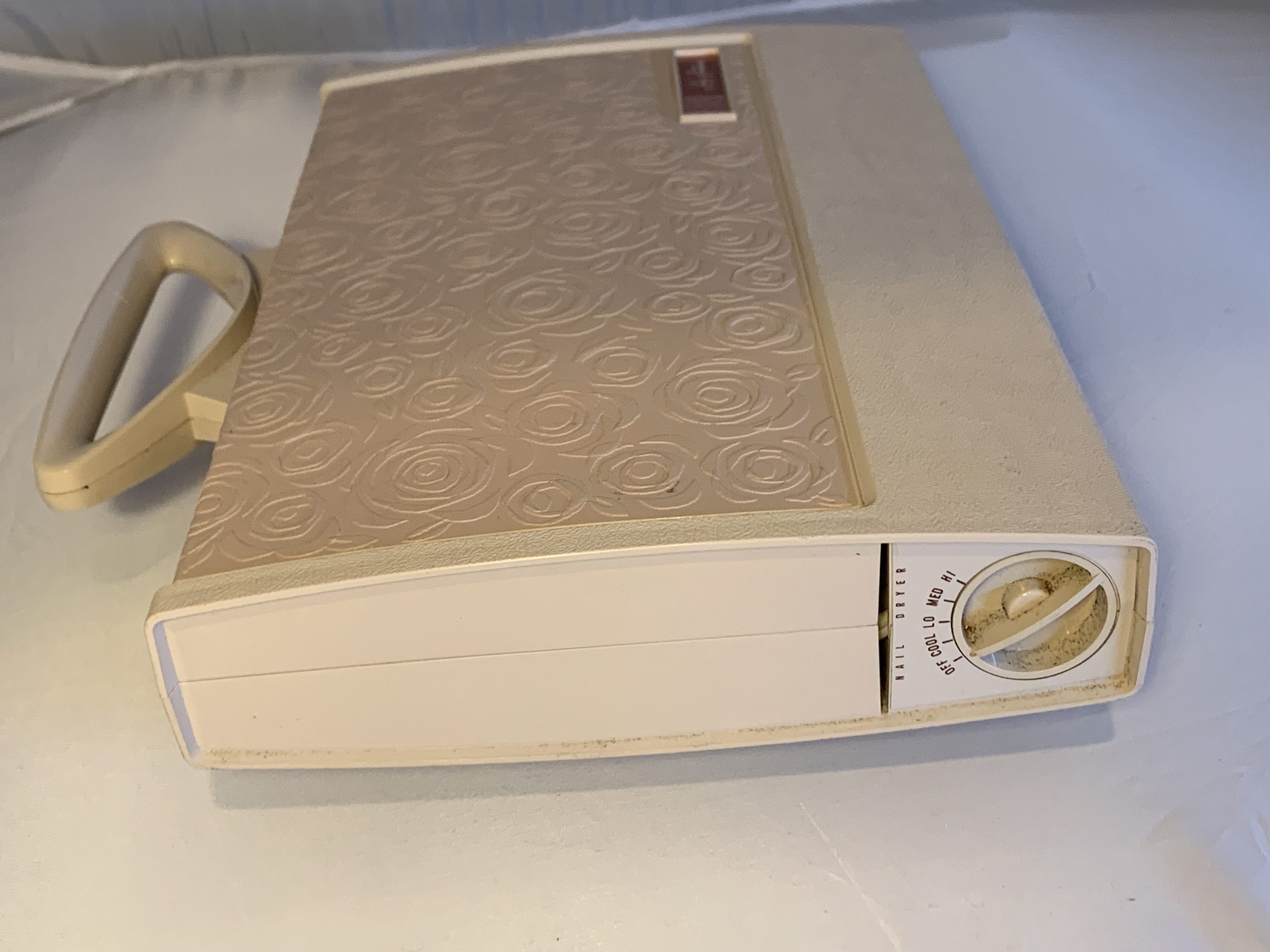 Vintage Lady Sunbeam Valise Hair Dryer - Vintage Keepsakes