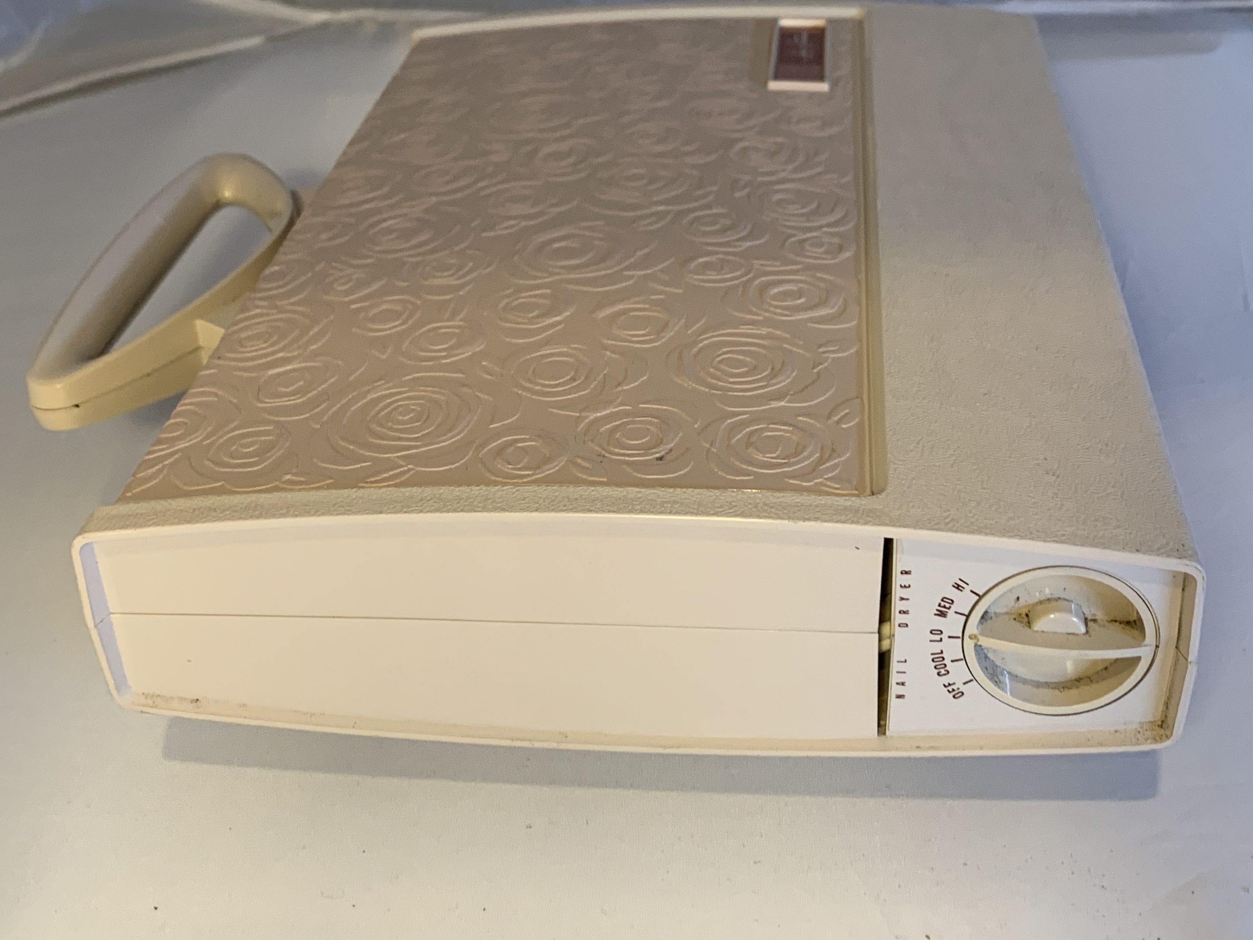 Vintage Lady Sunbeam Valise Hair Dryer - Vintage Keepsakes