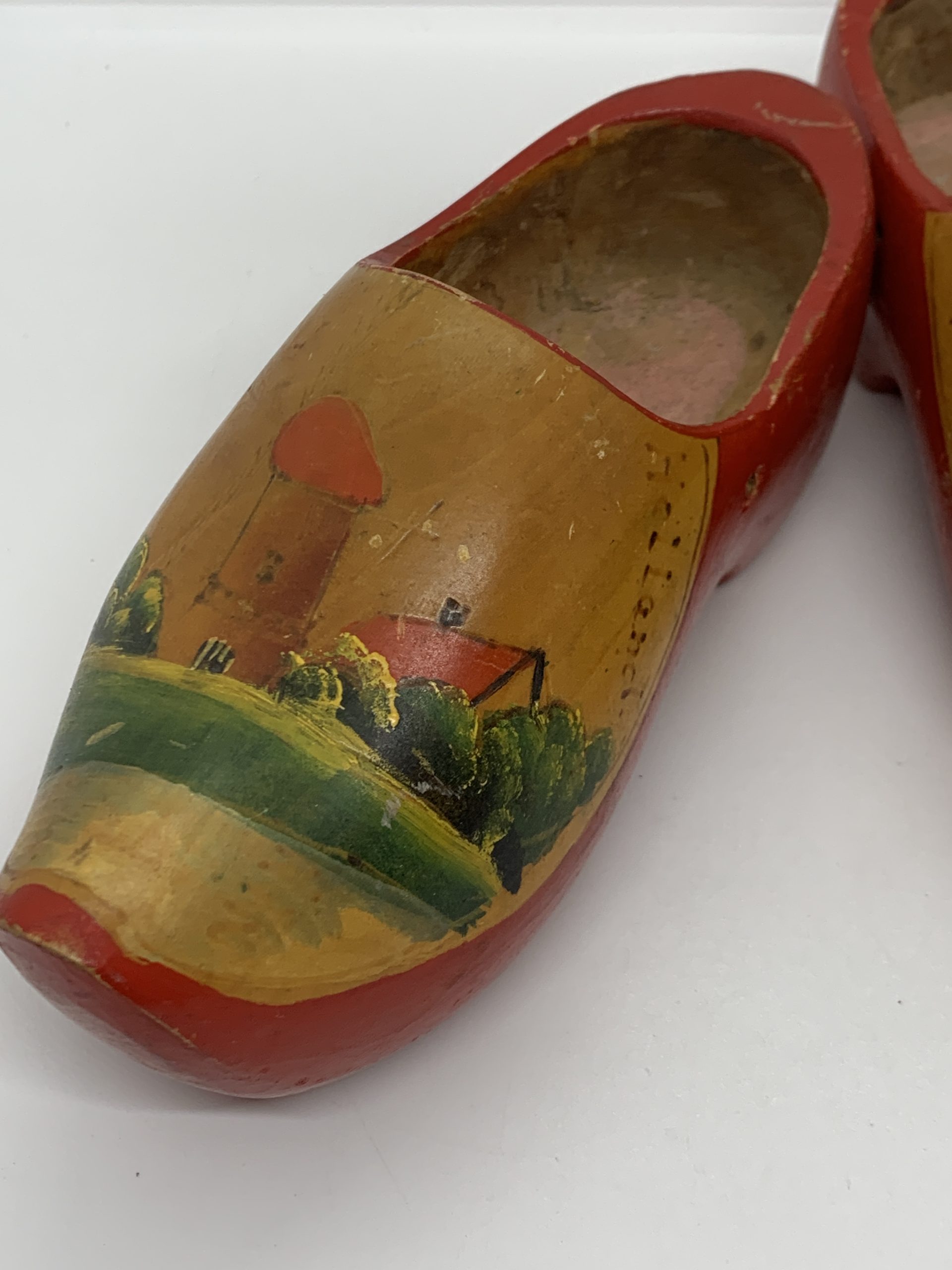 Vintage Dutch wooden clogs. Red with Handpainited Holland and Windmills ...