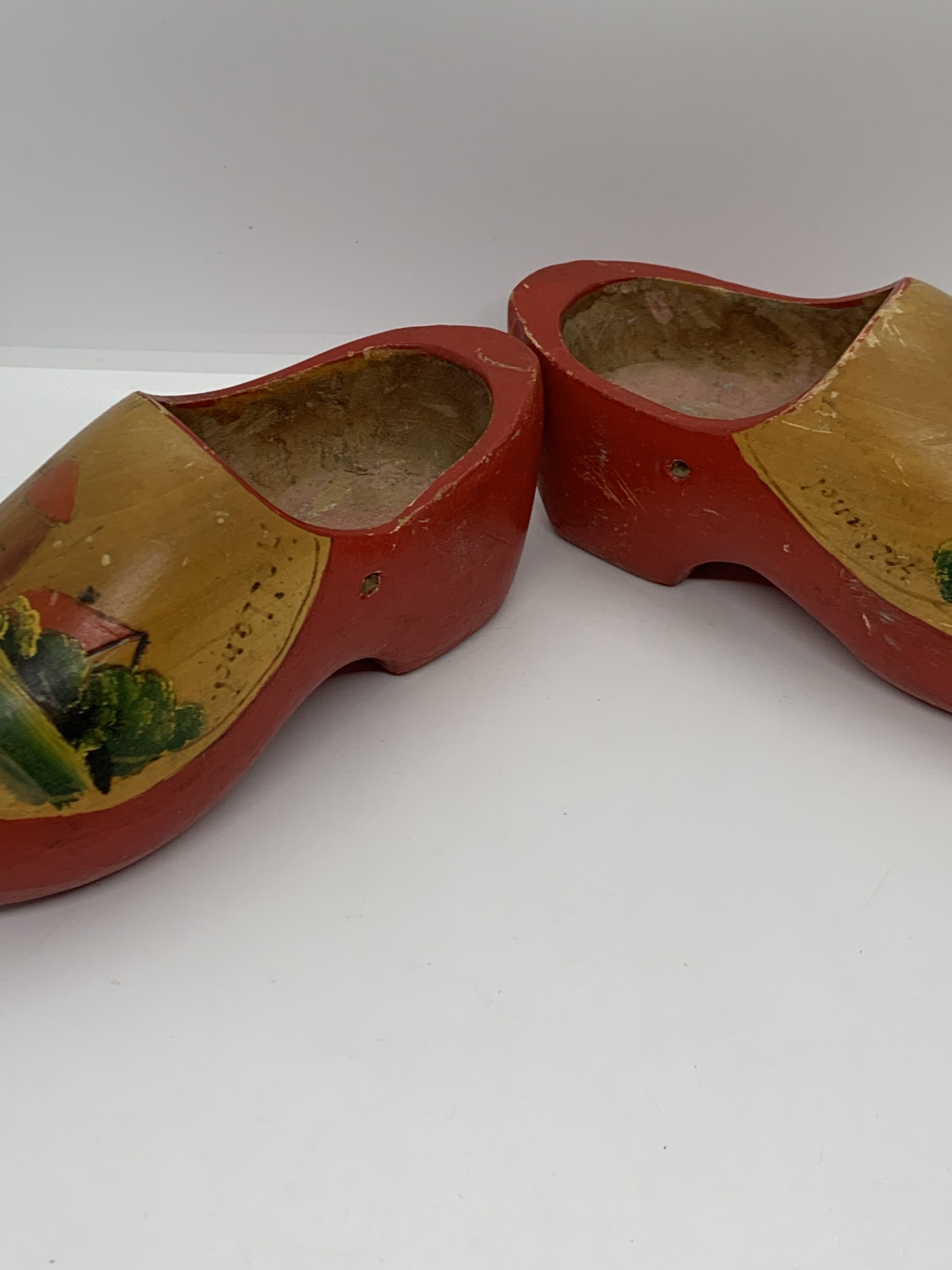 Vintage Dutch wooden clogs. Red with Handpainited Holland and Windmills ...