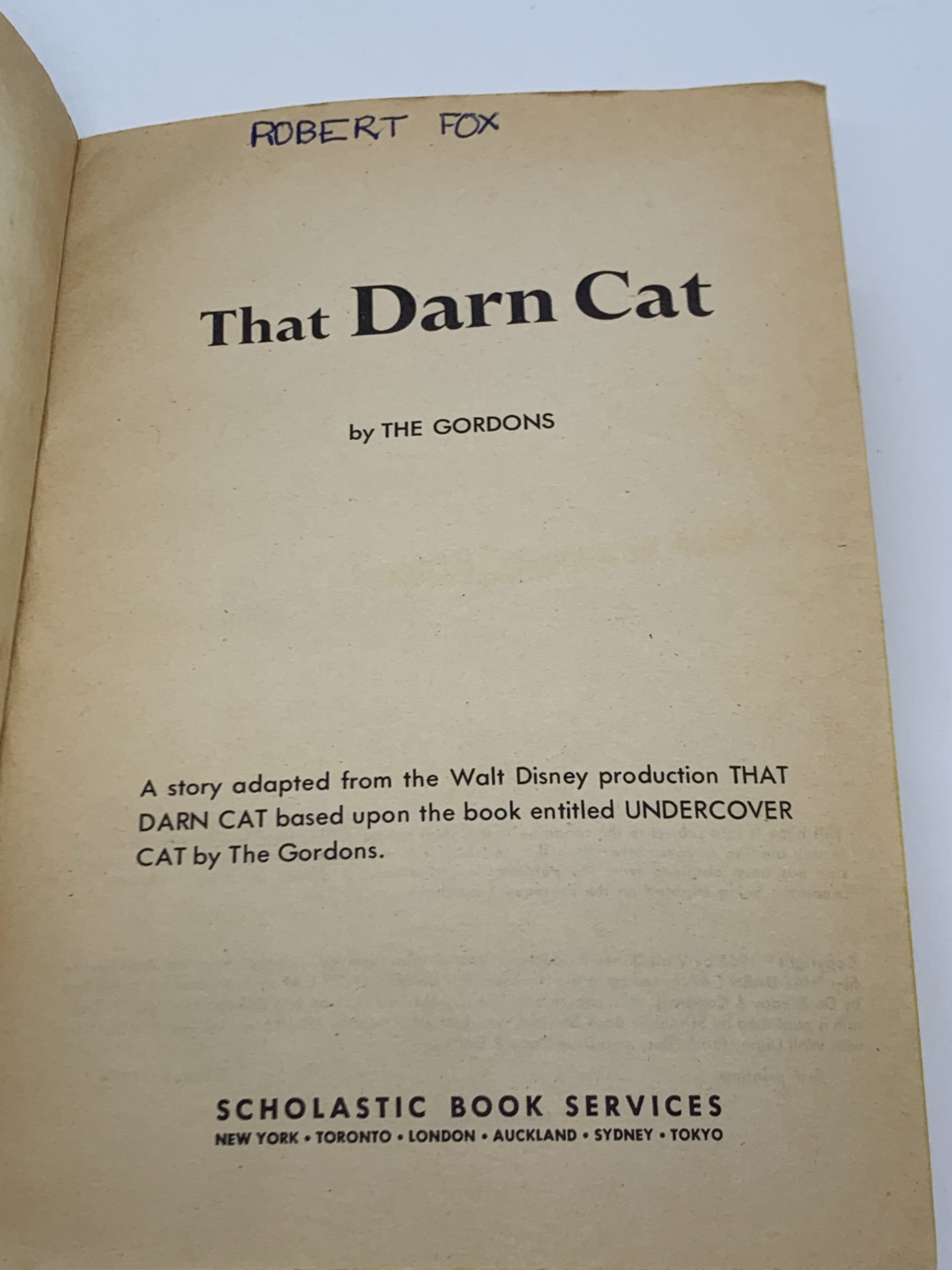 That Darn Cat - The Gordons - 1974 - Vintage Keepsakes