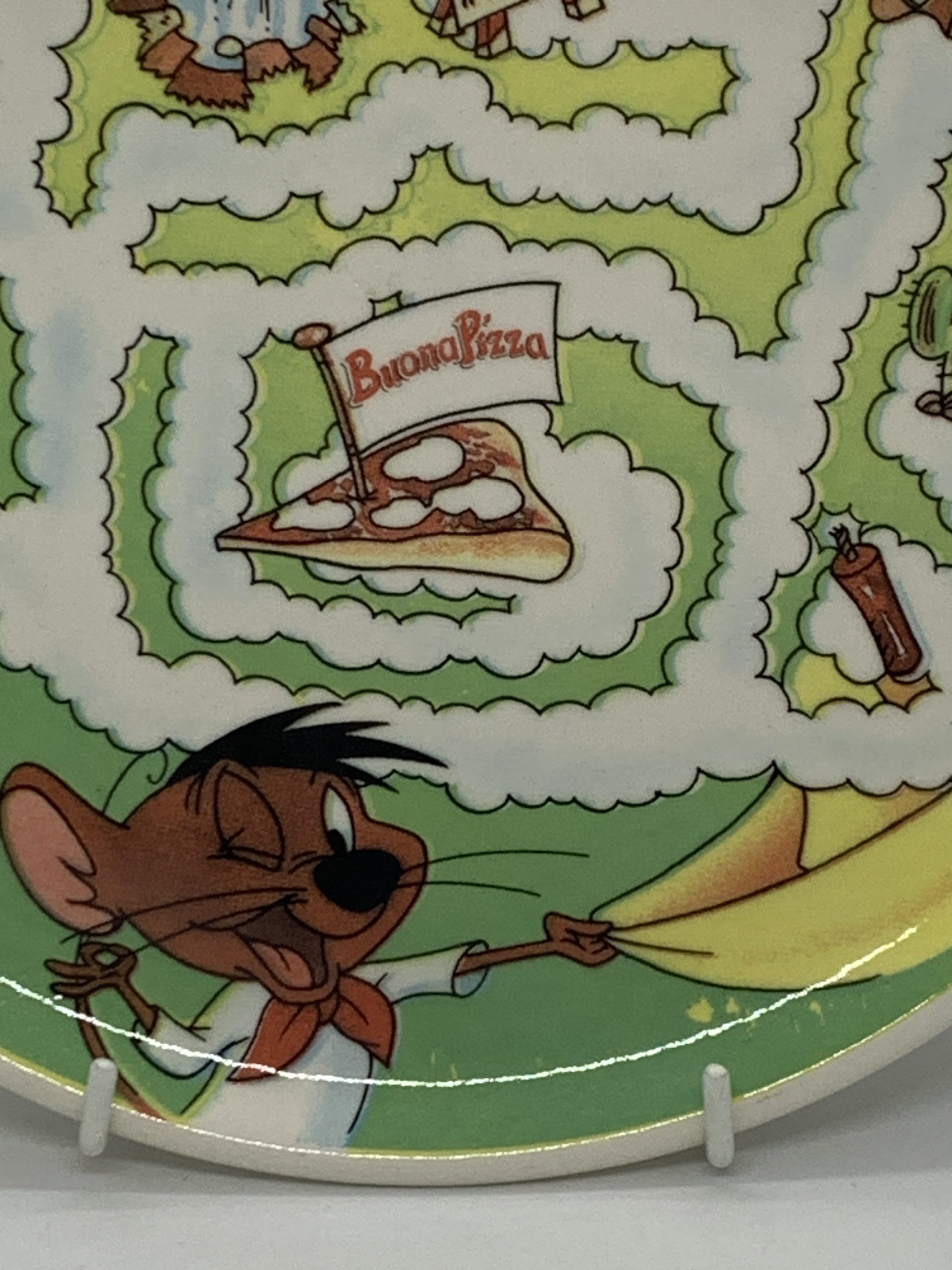 Ceraminter Warner Bros Maze Pizza Plate 26cm - Vintage Keepsakes