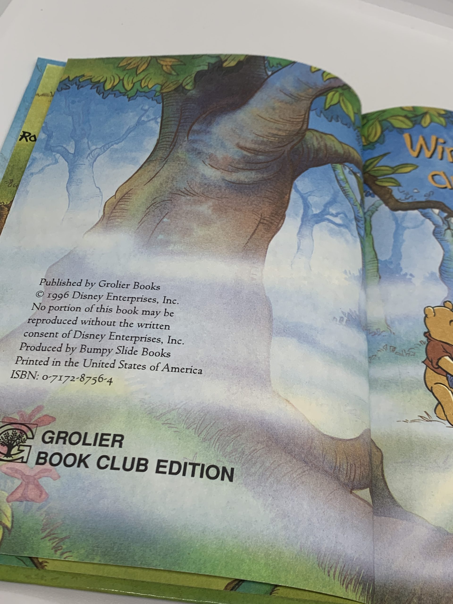 Winnie the Pooh and Tigger Too - Grolier Books 1996 - Vintage Keepsakes