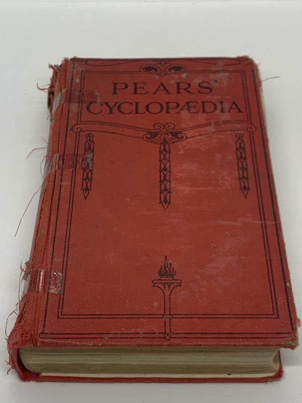 Pears Cyclopaedia - AF Pears Ltd Fifty Sixth Edition - Vintage Keepsakes