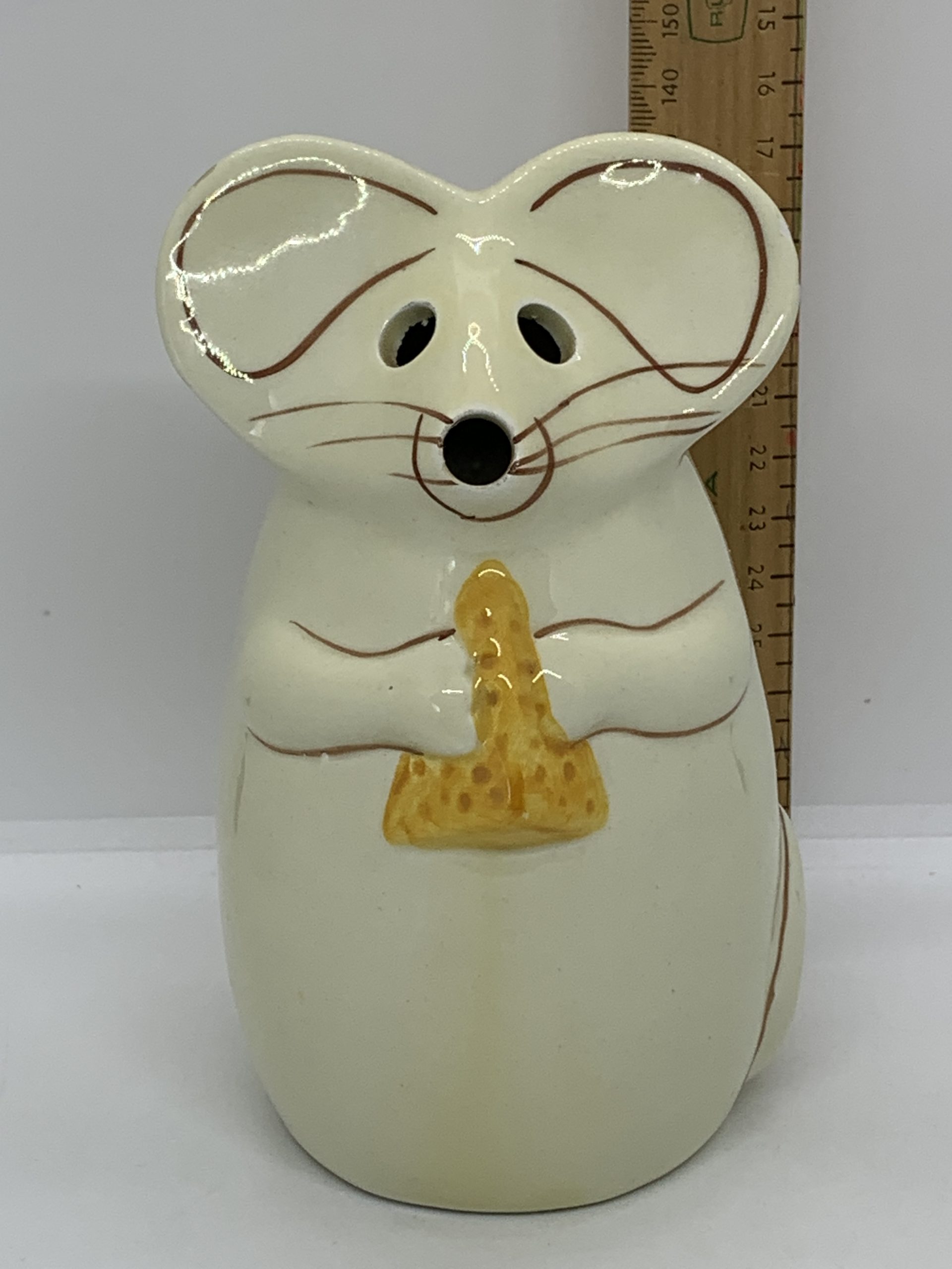 Martinvale Happy Mouse Parmesan Cheese Shaker (1970s) - Vintage Keepsakes