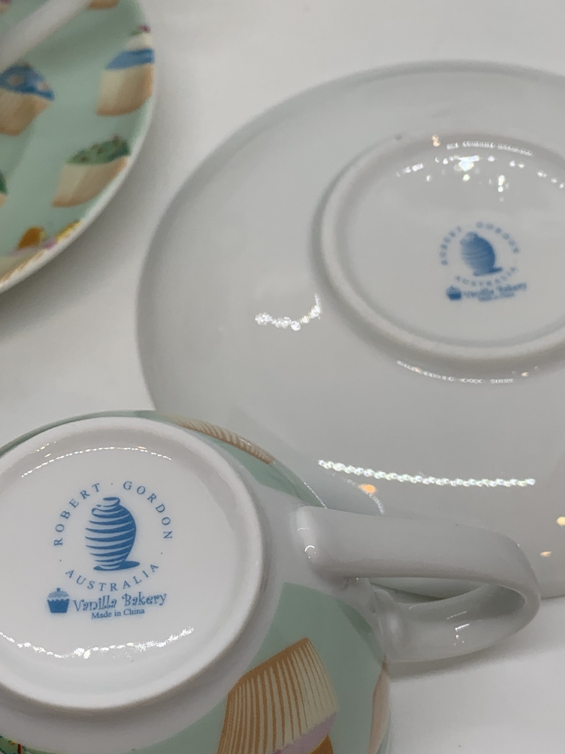 Robert Gordon Pottery Vanilla Bakery Cup and Saucer - Vintage Keepsakes