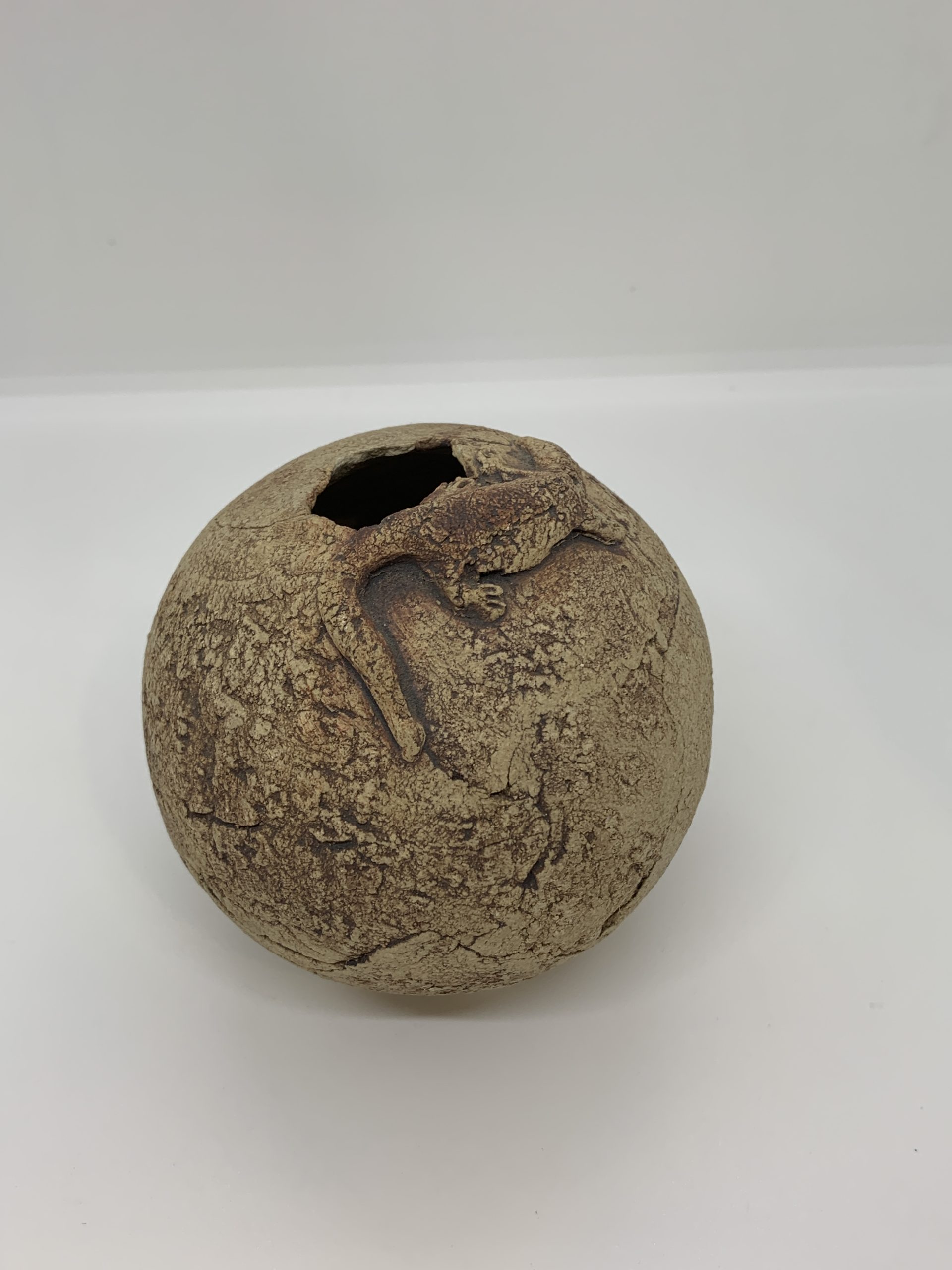Spherical Hand Coiled Pottery Vase with Lizard 10cm - Vintage Keepsakes