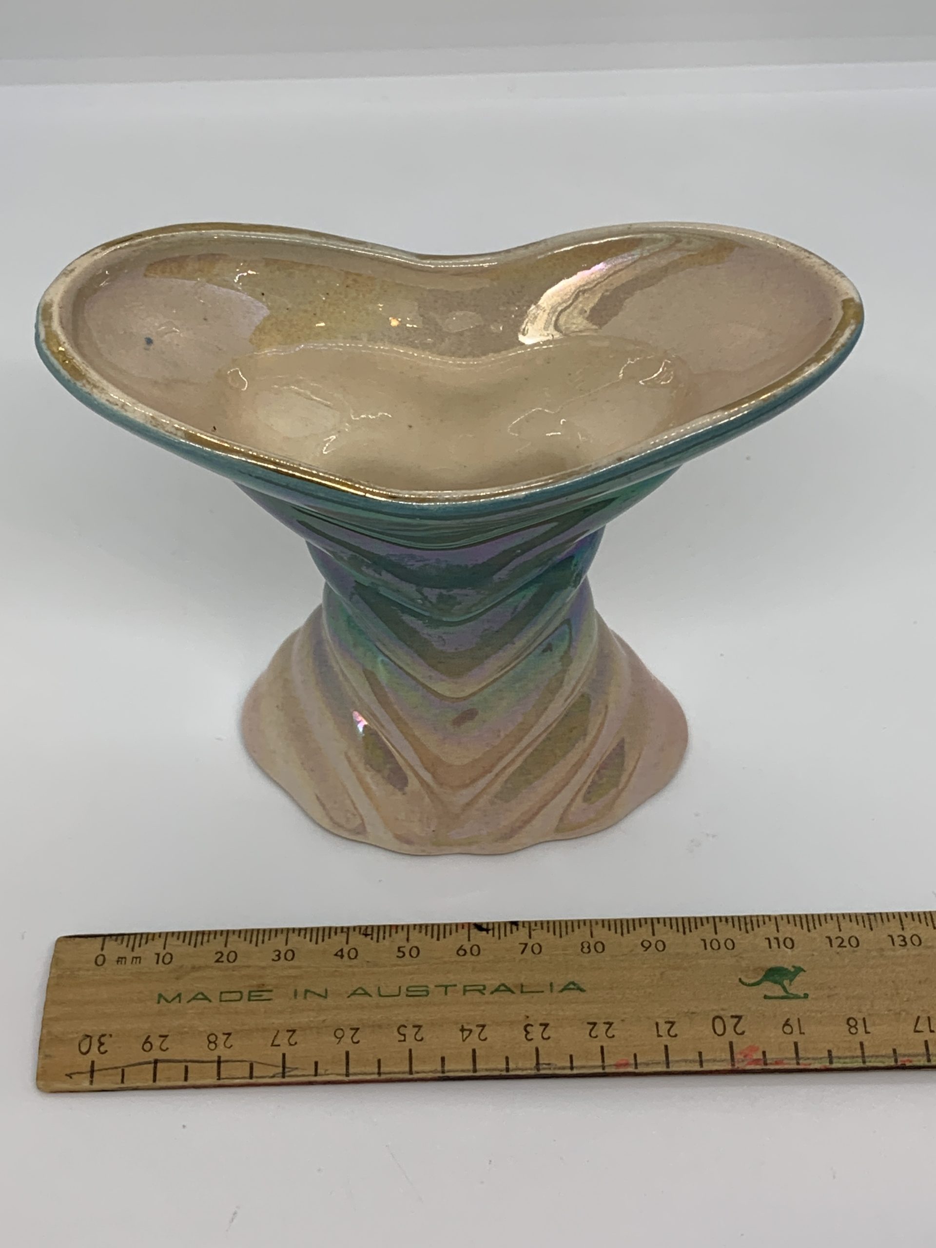 Vintage Pates Pottery Small Lustre Fan Vase 10cm - Vintage Keepsakes