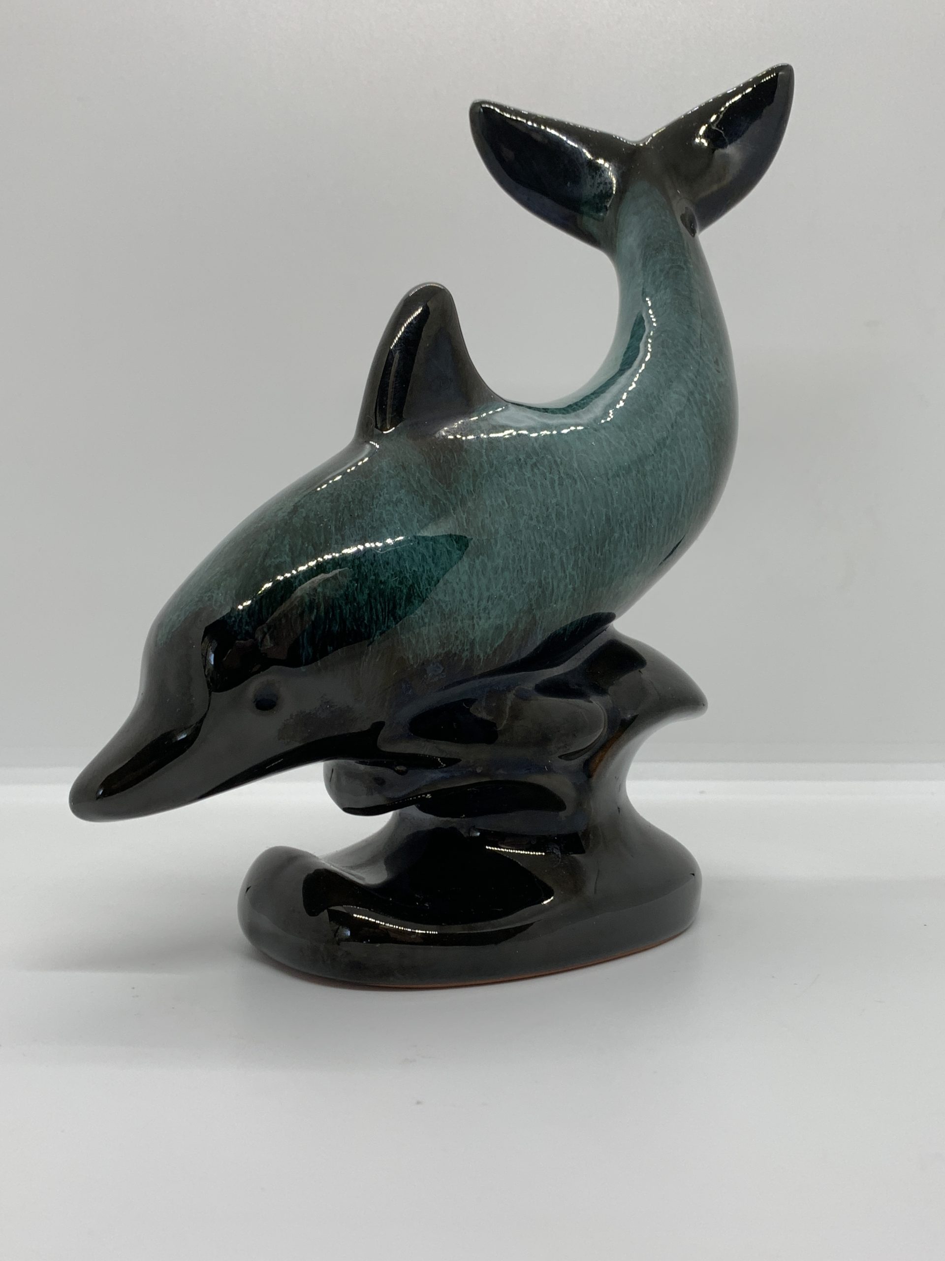 Vintage Blue Mountain Pottery Dolphin. 20cm Green, black Glazed Red ...