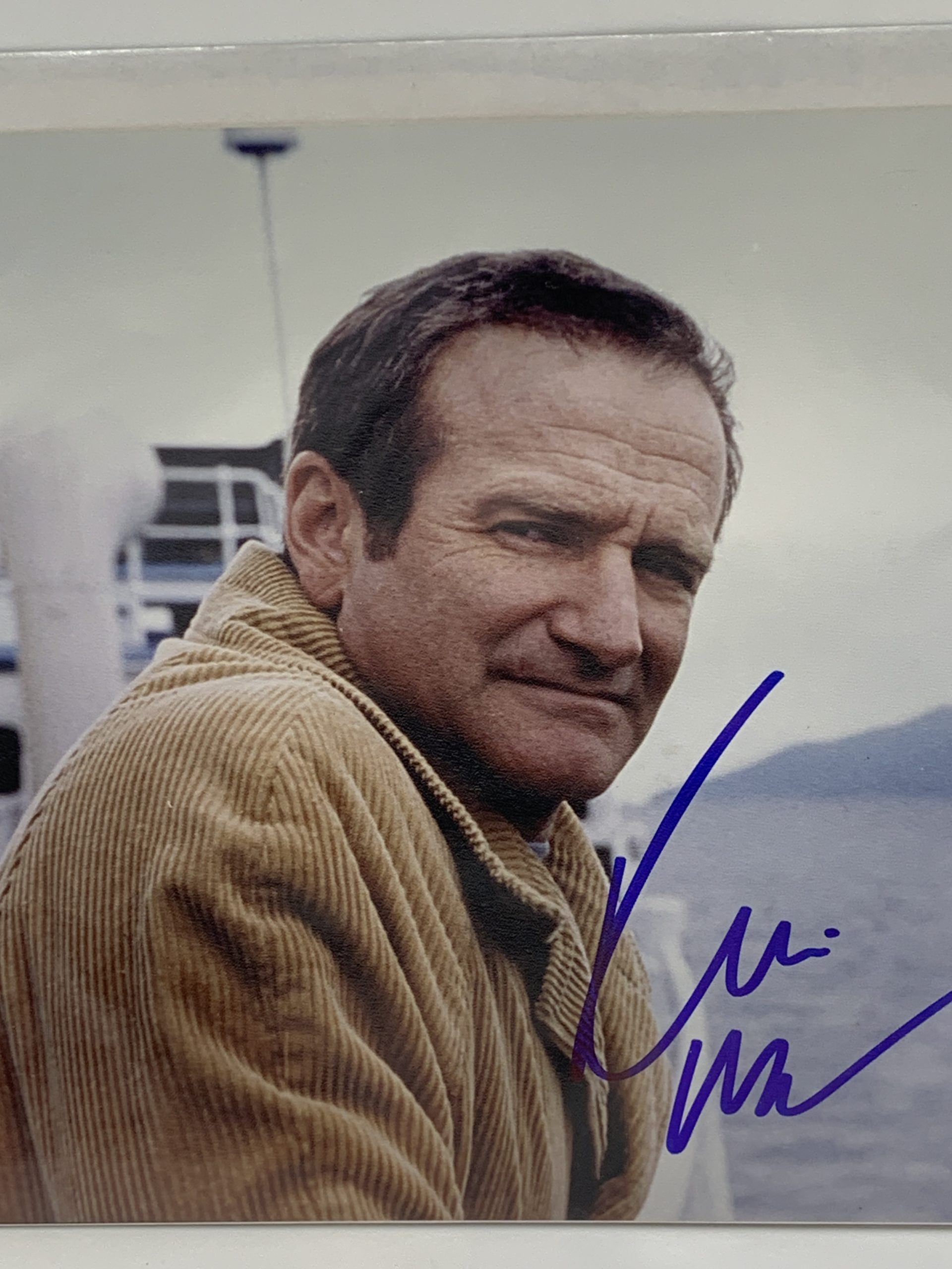 Signed Robin Williams 8x10 Fan Photo Insomina with COA - Vintage Keepsakes