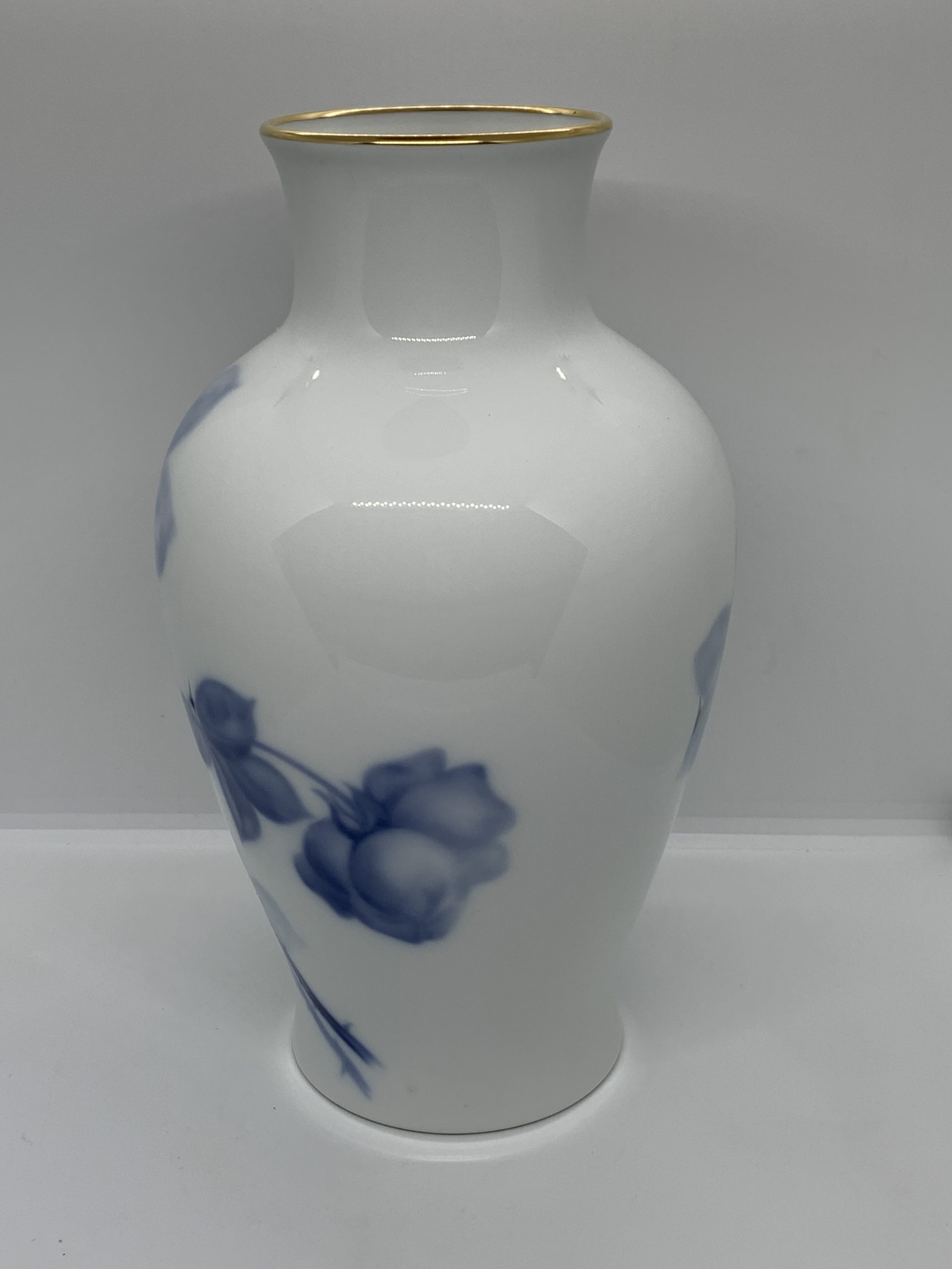 Japanese Okura Blue Rose Vase 28cm - Vintage Keepsakes