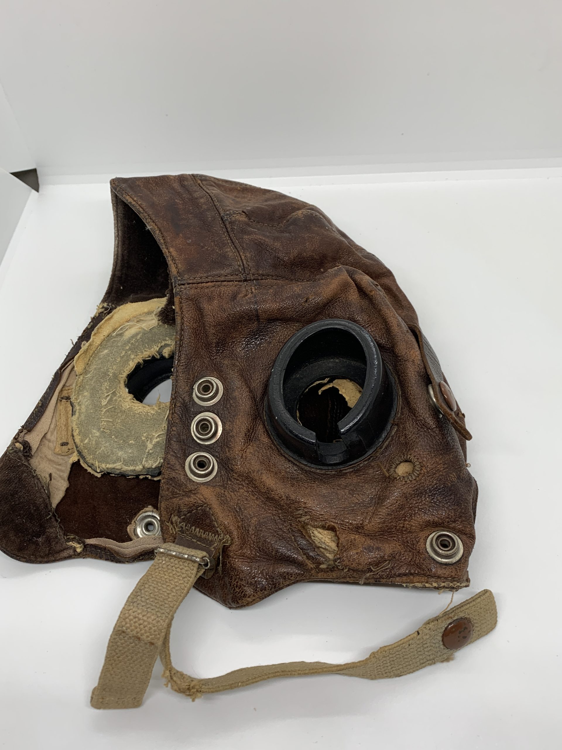 Vintage WW2 RAF C-Type Leather Flying Helmet - Vintage Keepsakes