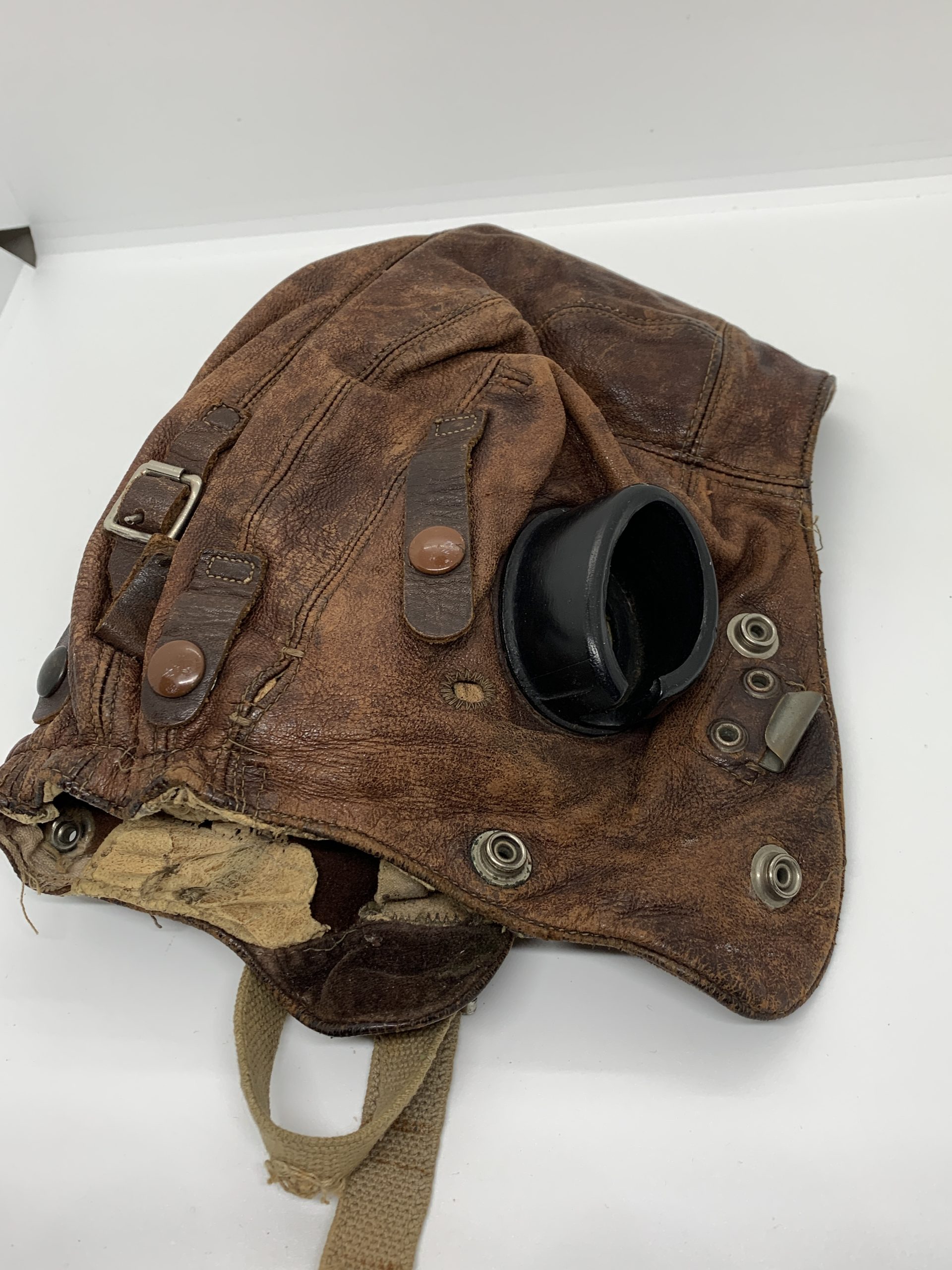 Vintage WW2 RAF C-Type Leather Flying Helmet - Vintage Keepsakes