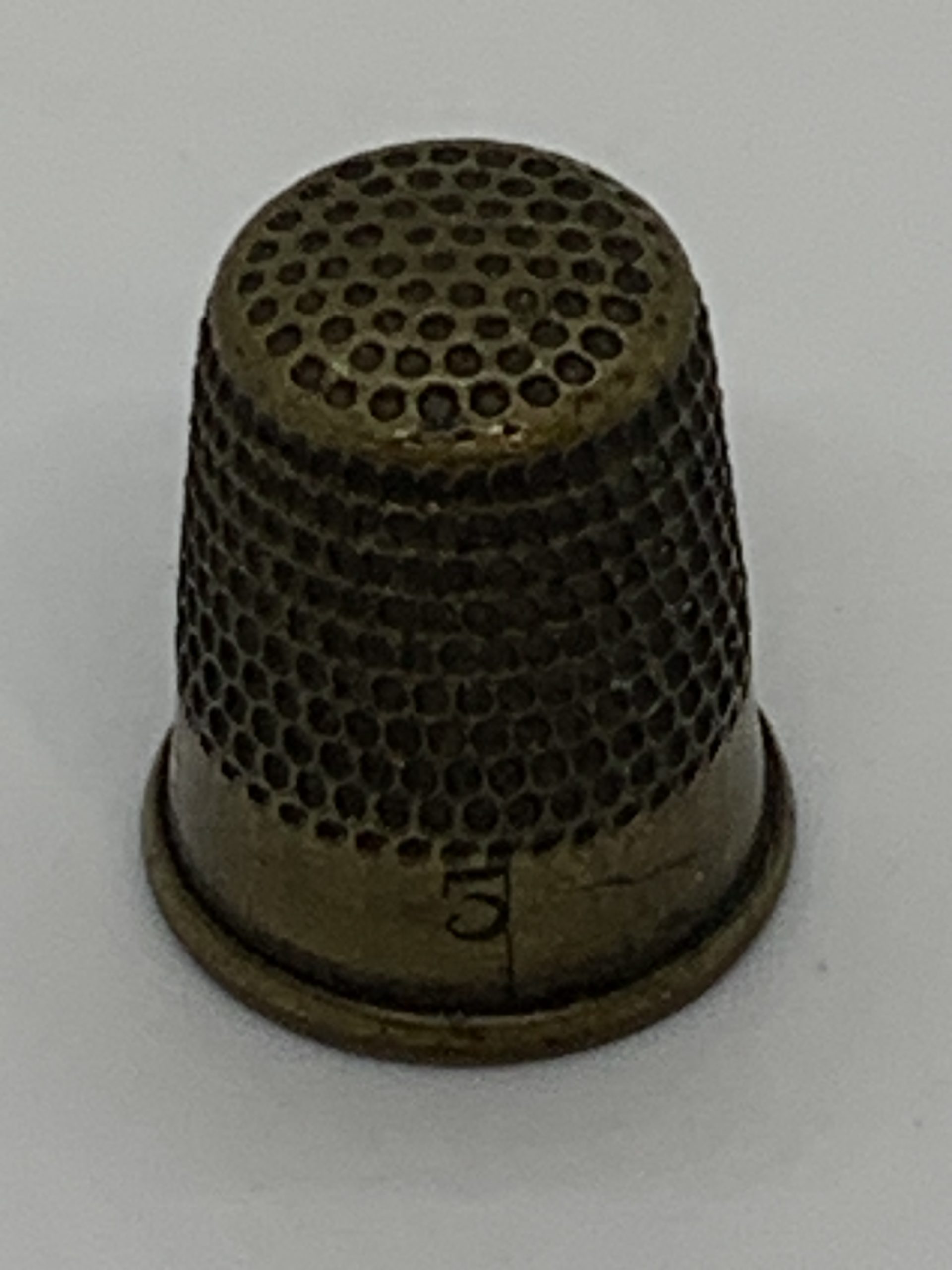 Vintage Brass Thimble Size 5 - Vintage Keepsakes
