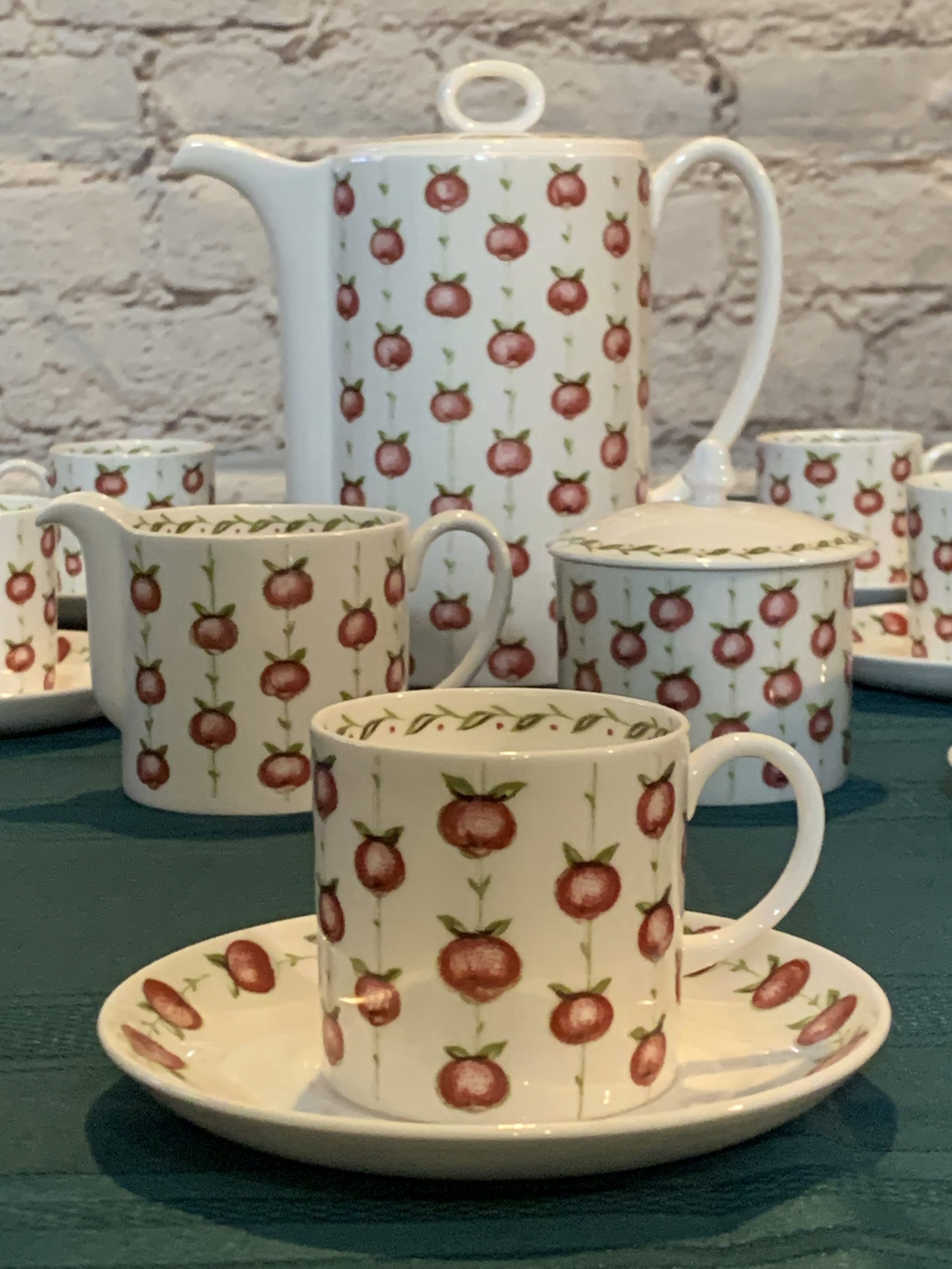 Susie Cooper Bone China Apple Gay Coffee Set - Vintage Keepsakes