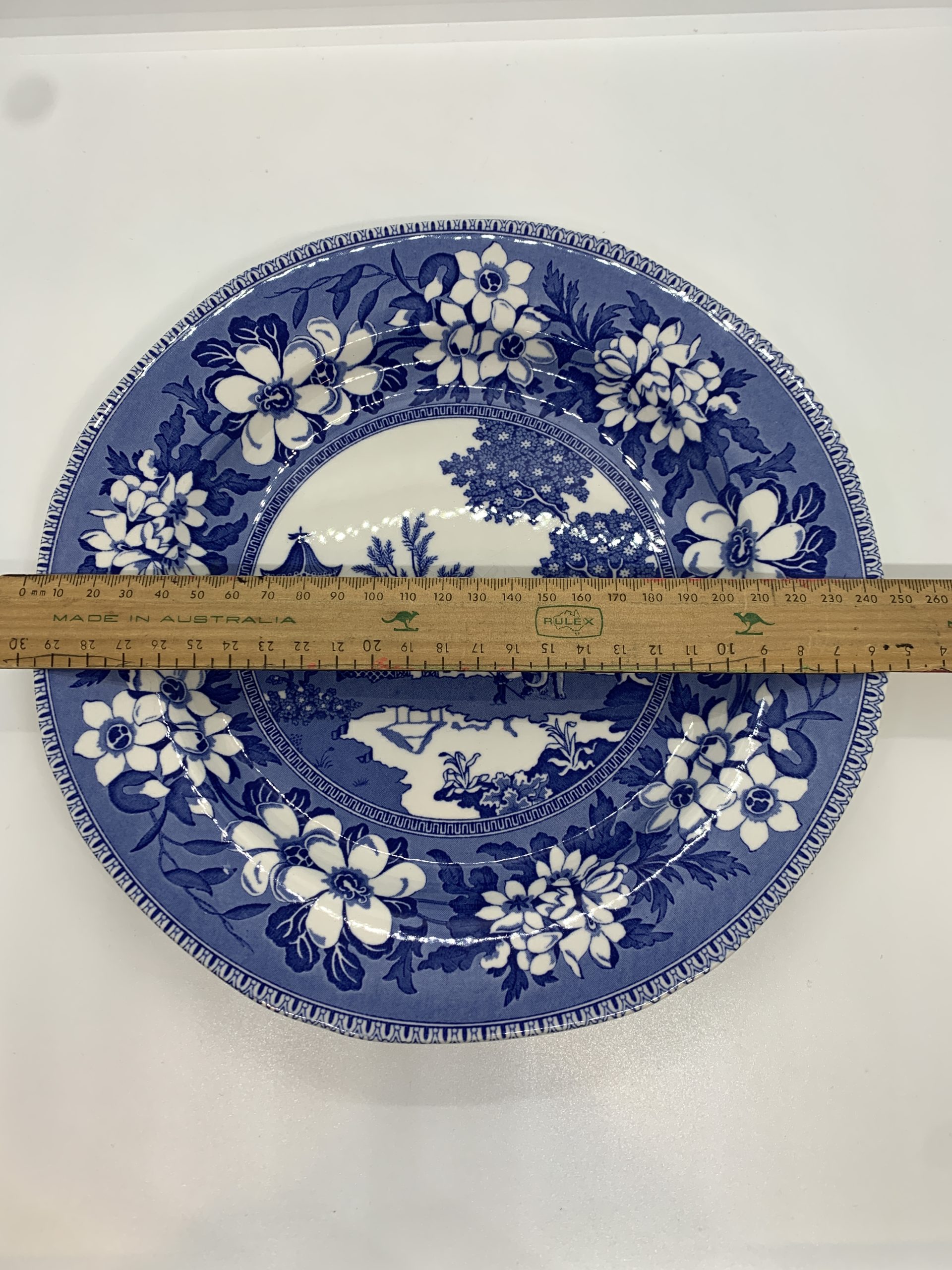 The Edmund Leigh Gallery Blue and White Elephant 24cm Plate - Vintage Keepsakes