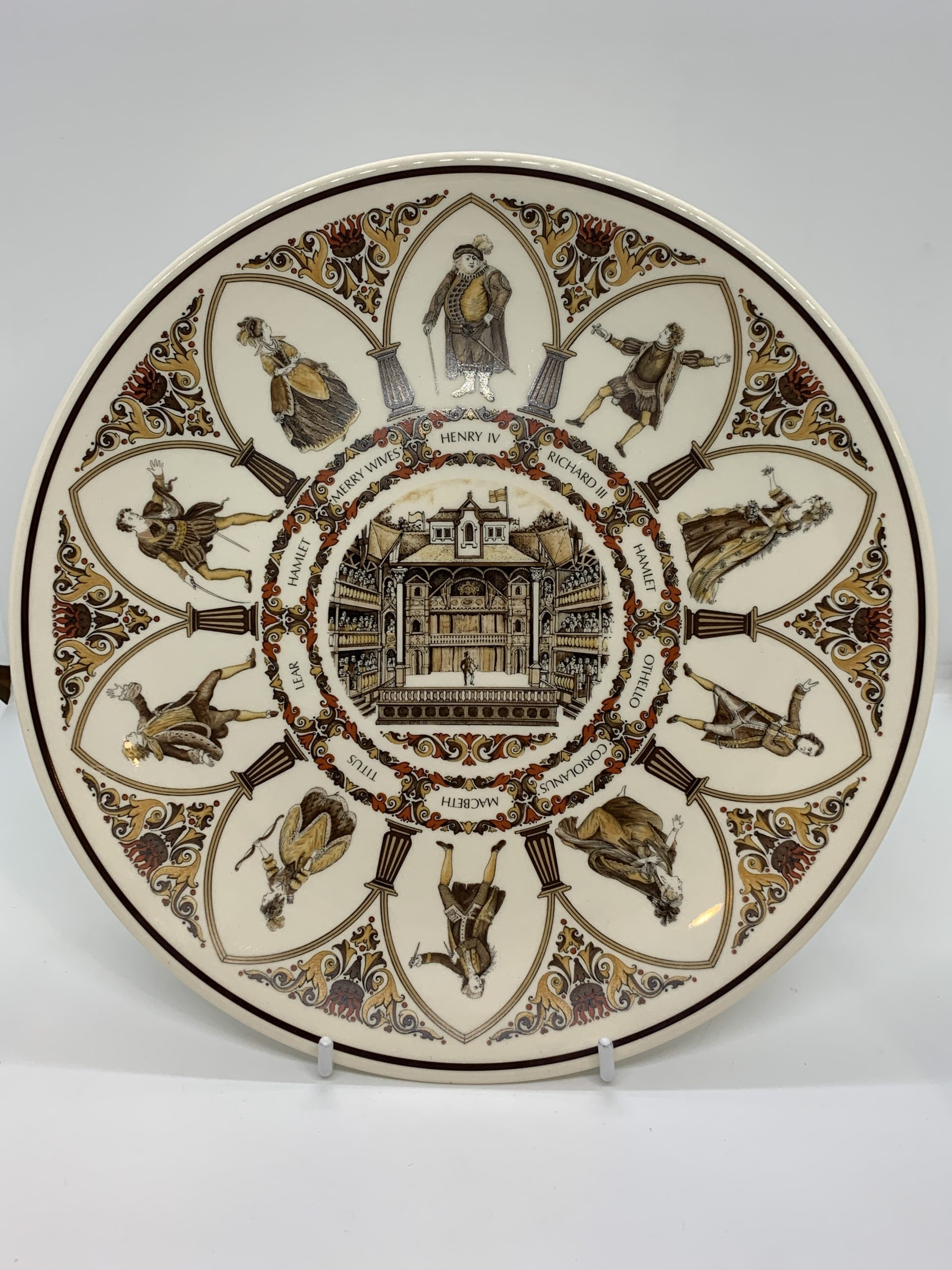 Wedgwood Plate Shakespeare Characters - All the Worlds a Stage - 26cm ...