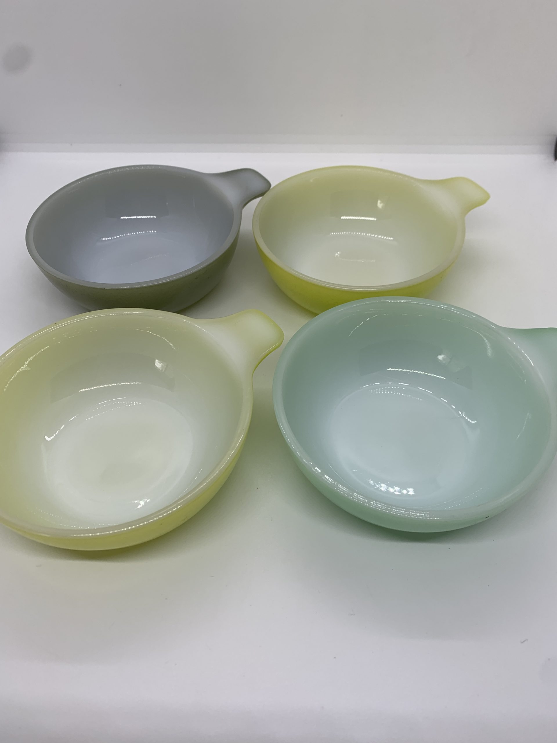 Pyrex Colorful Ramekin 10cm (Price is Each) - Vintage Keepsakes