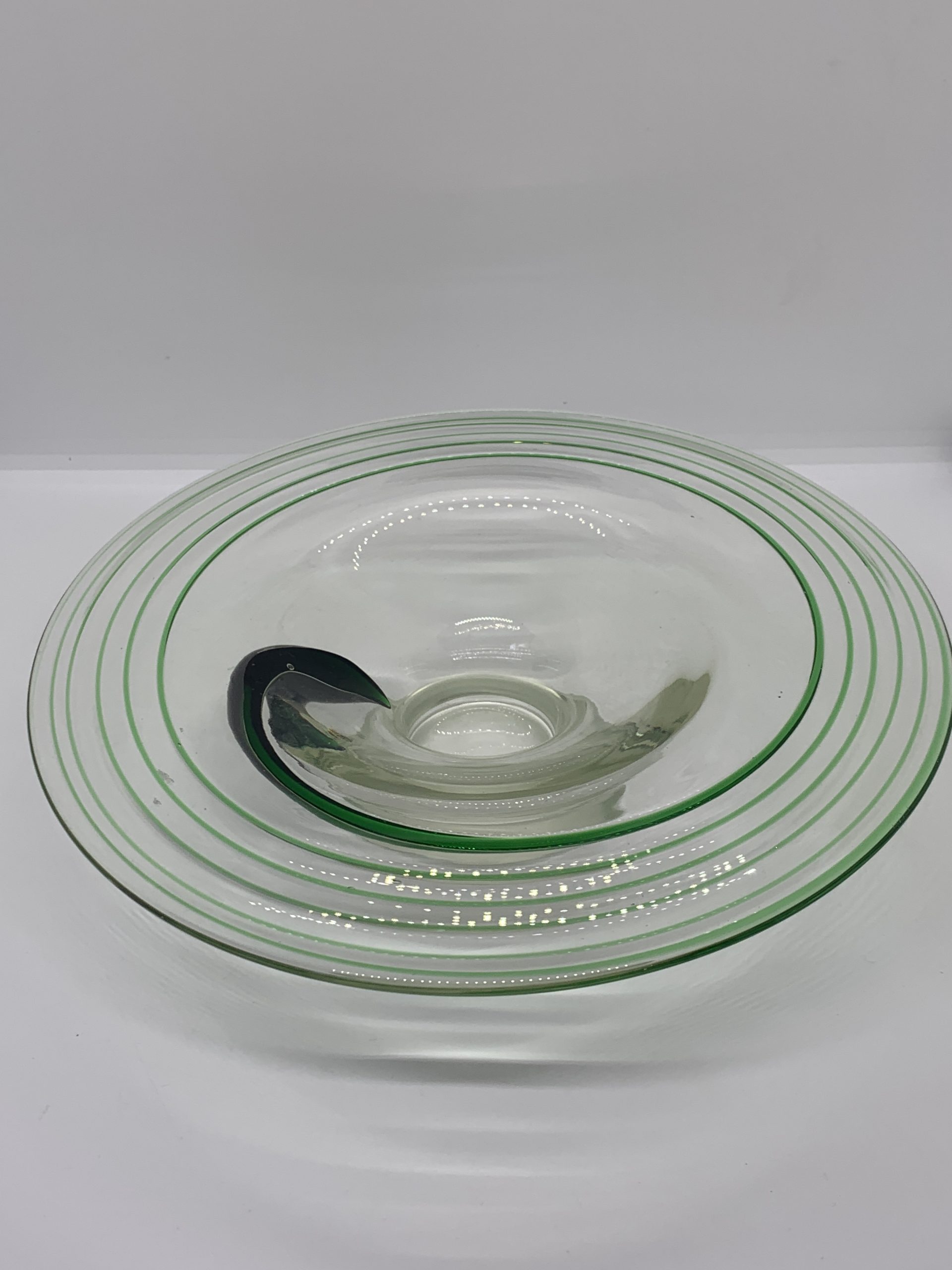 Clear Glass Fruit Bowl with Threaded Green Glass Highlight 24cm ...