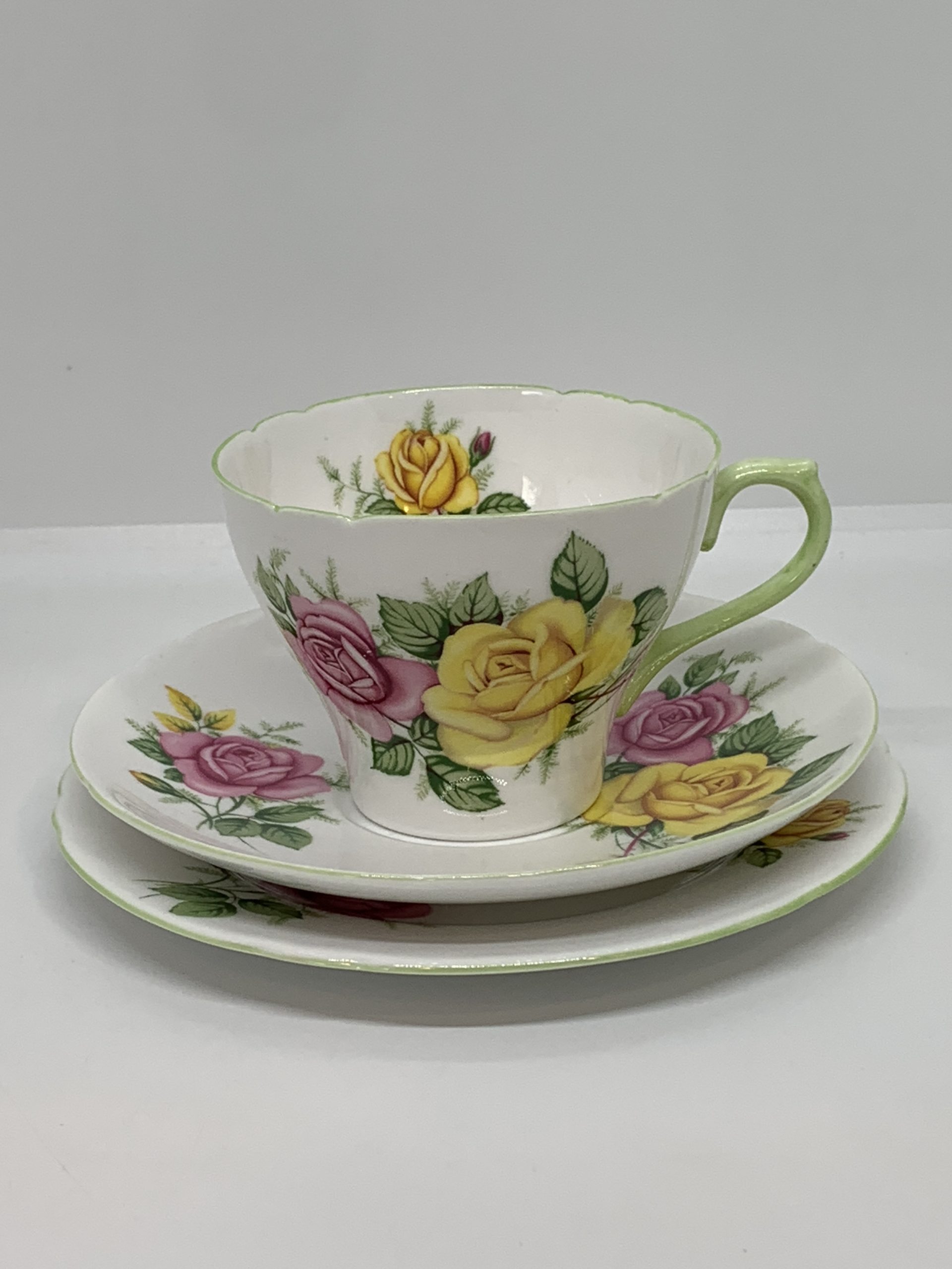 Shelley Yellow and Pink Roses with Green Band Fine Bone China (Made in ...