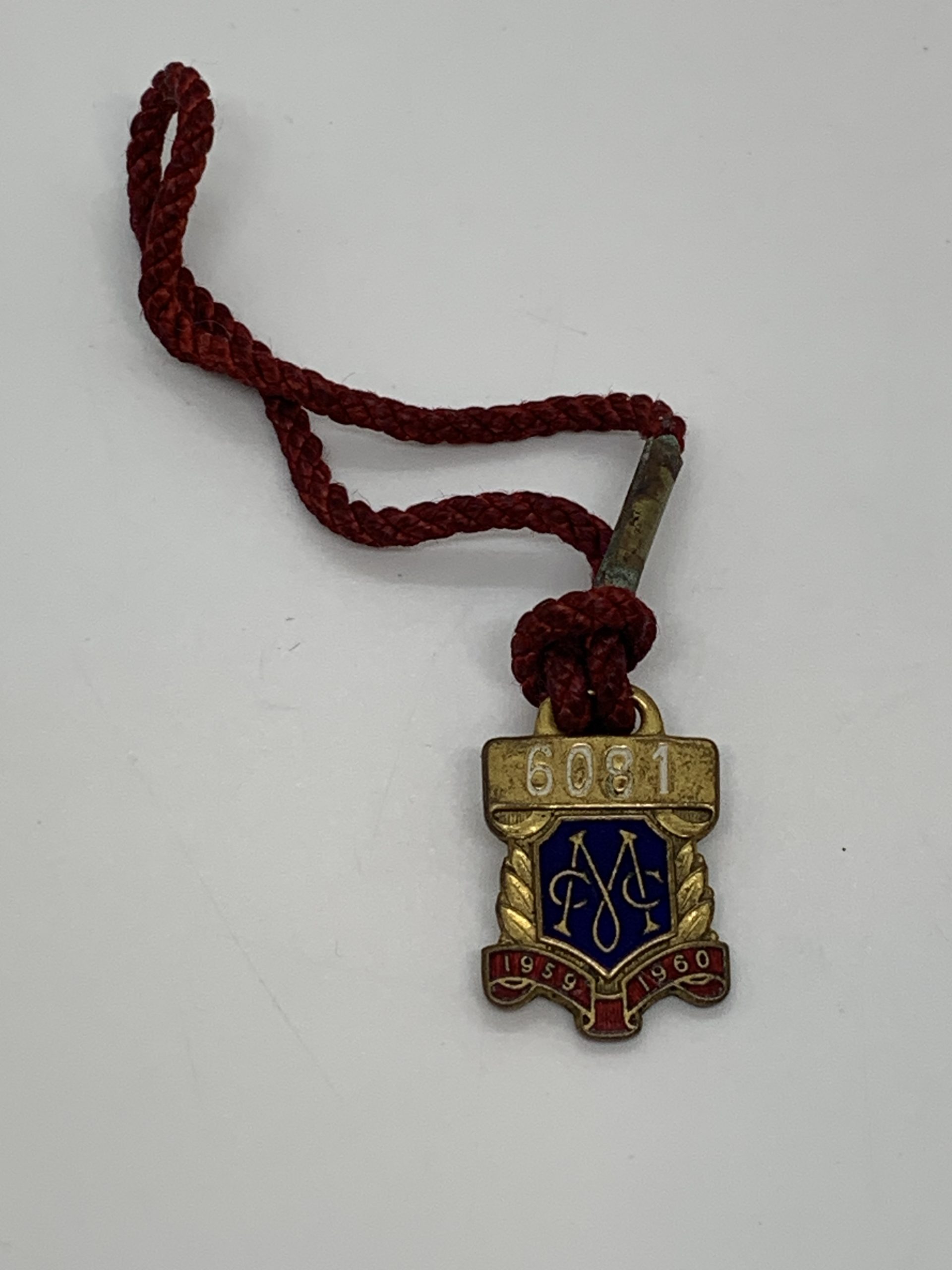 1959-1960 MCC - Melbourne Cricket Club - Members Badge - Vintage Keepsakes