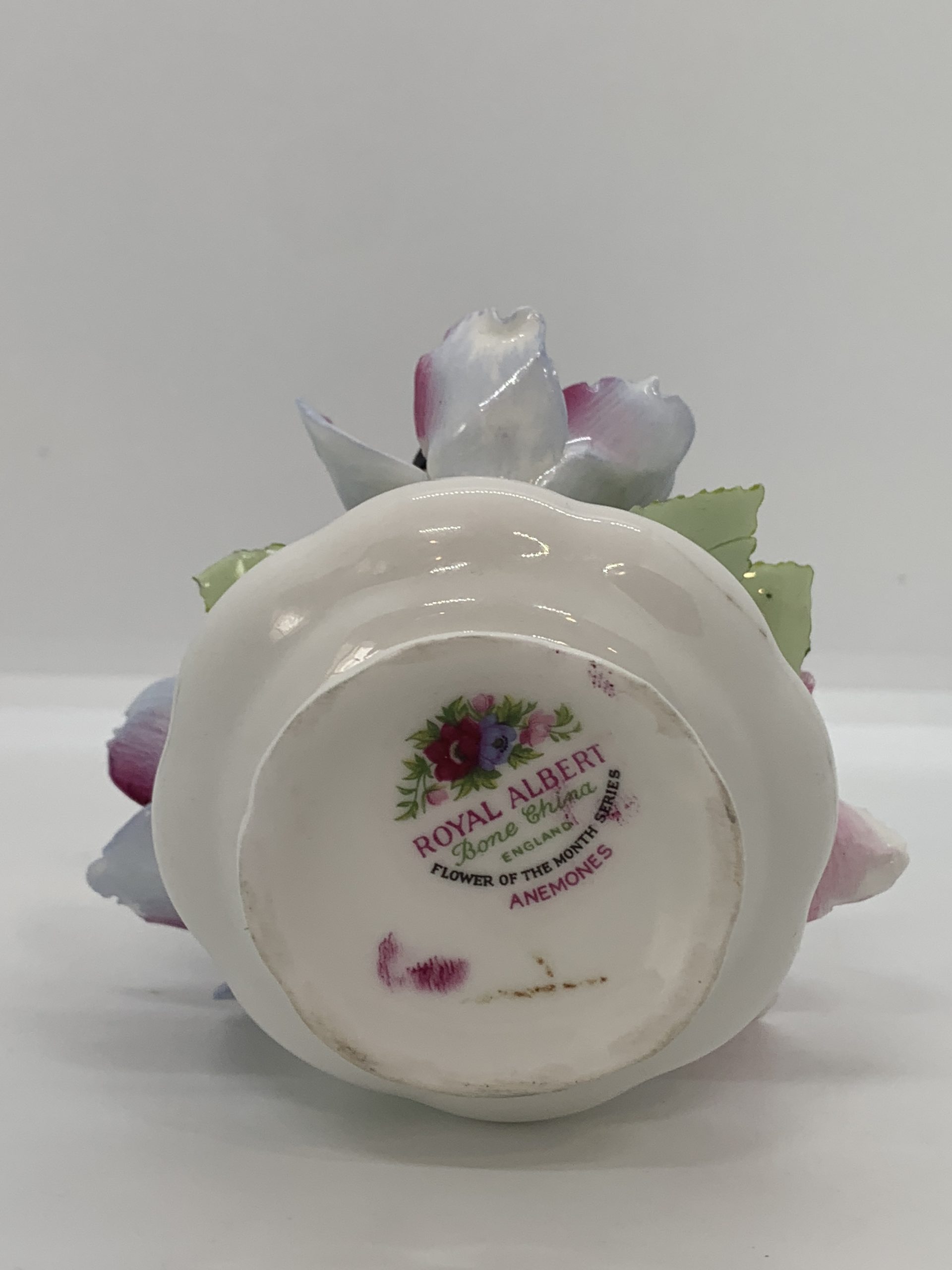 Royal Albert Bone China Floral - Flower of the Month - Anenomes ...