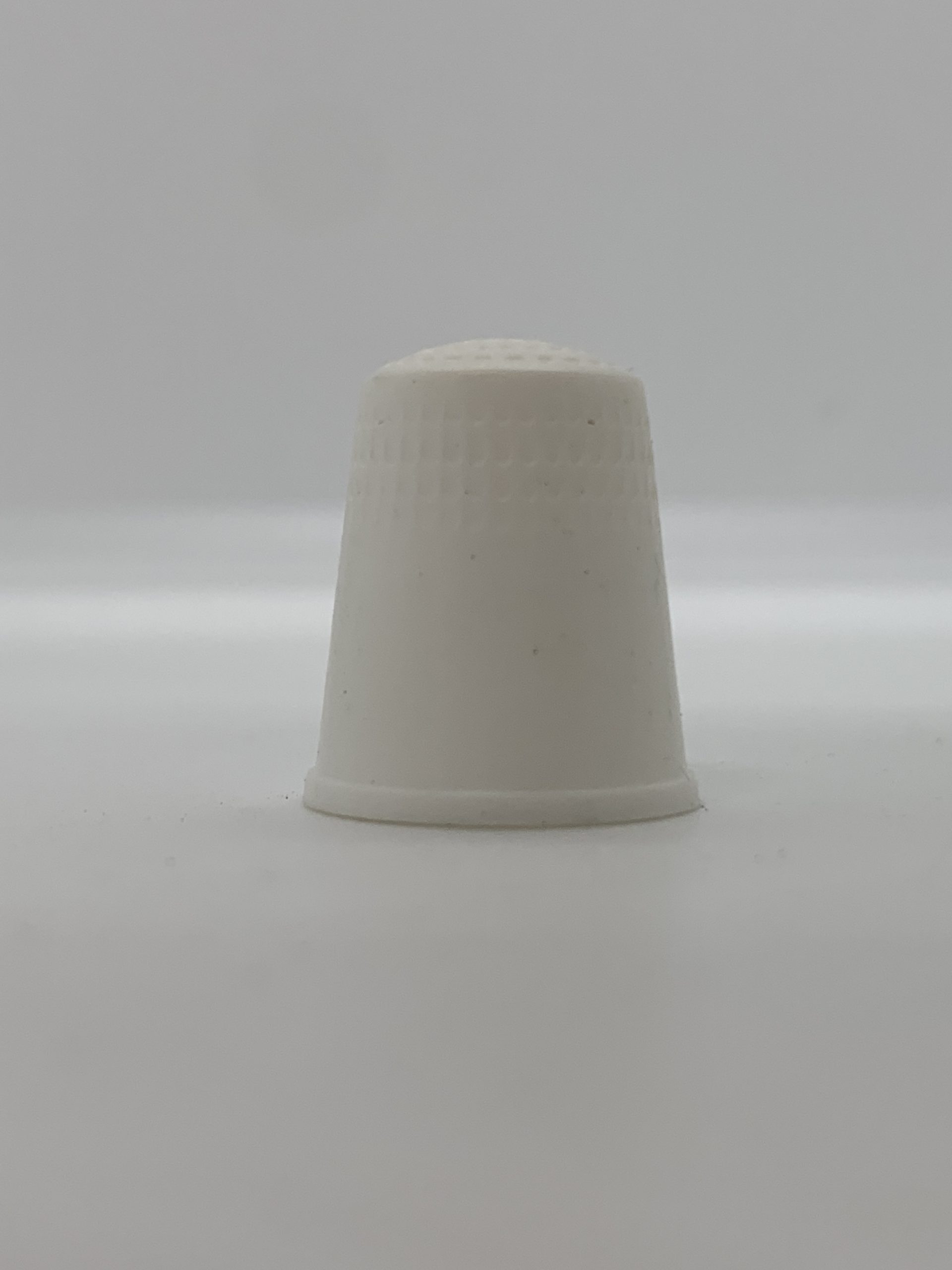 Plastic Thimble 7 Up - Vintage Keepsakes