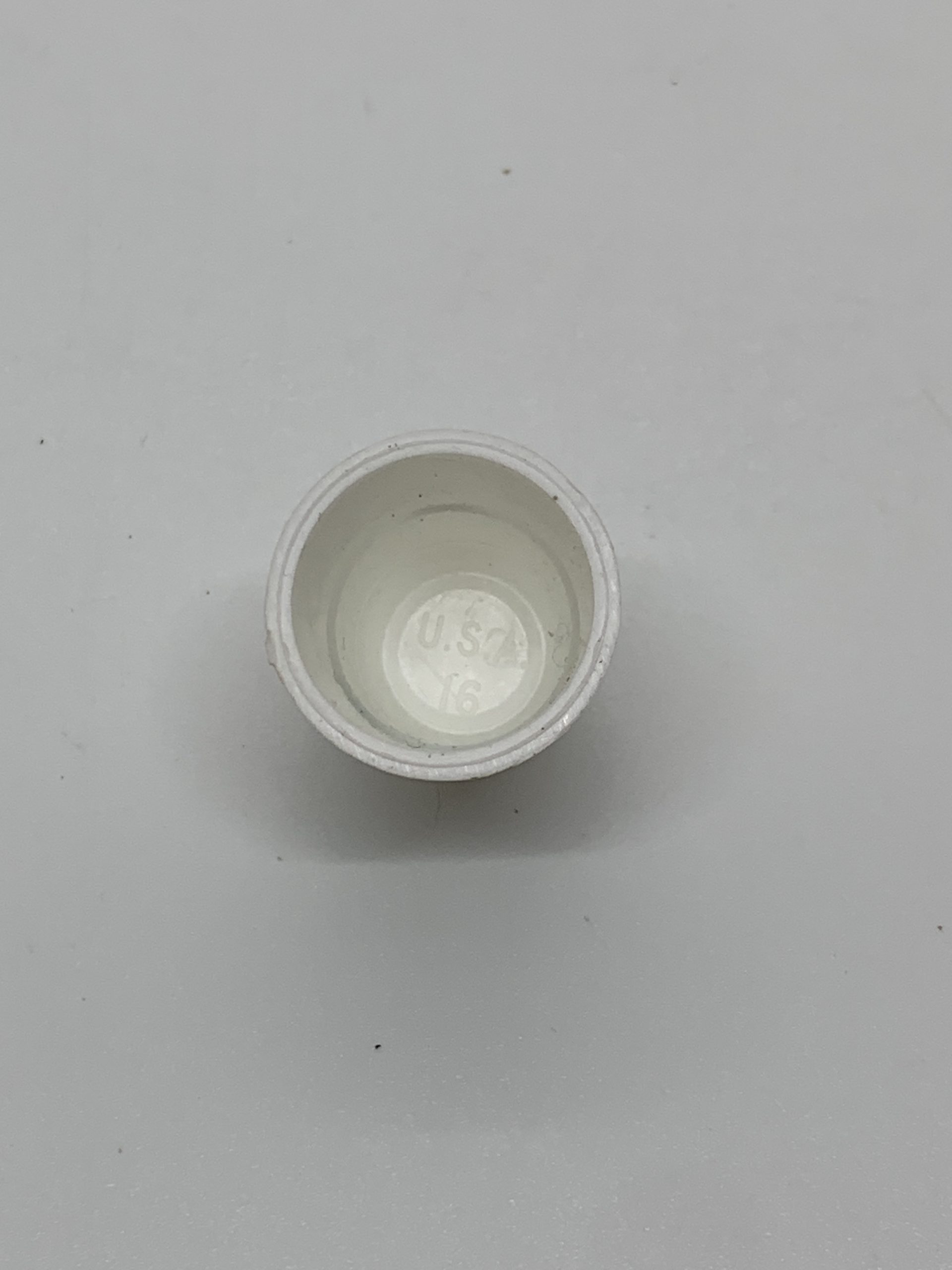 Plastic Thimble 7 Up - Vintage Keepsakes