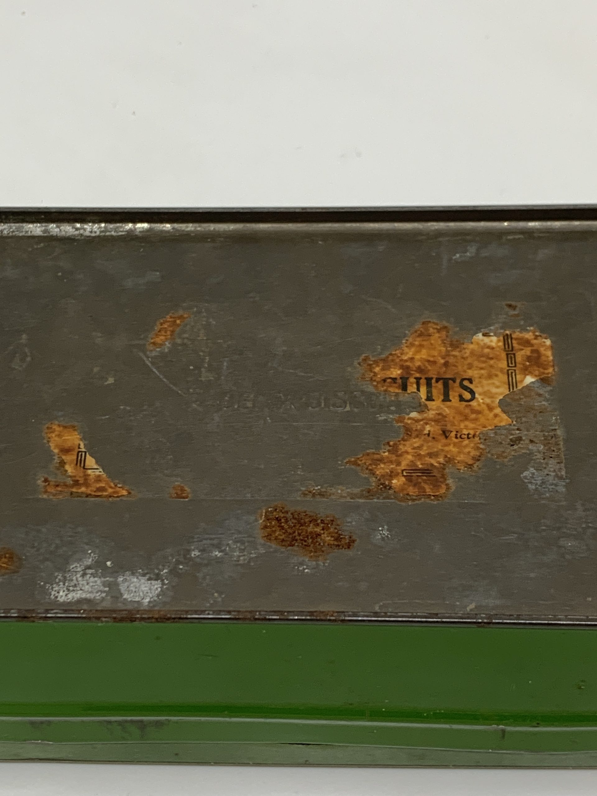 Vintage Phoenix Biscuits Tin - Captain Cooks Cottage Melbourne 1934 ...