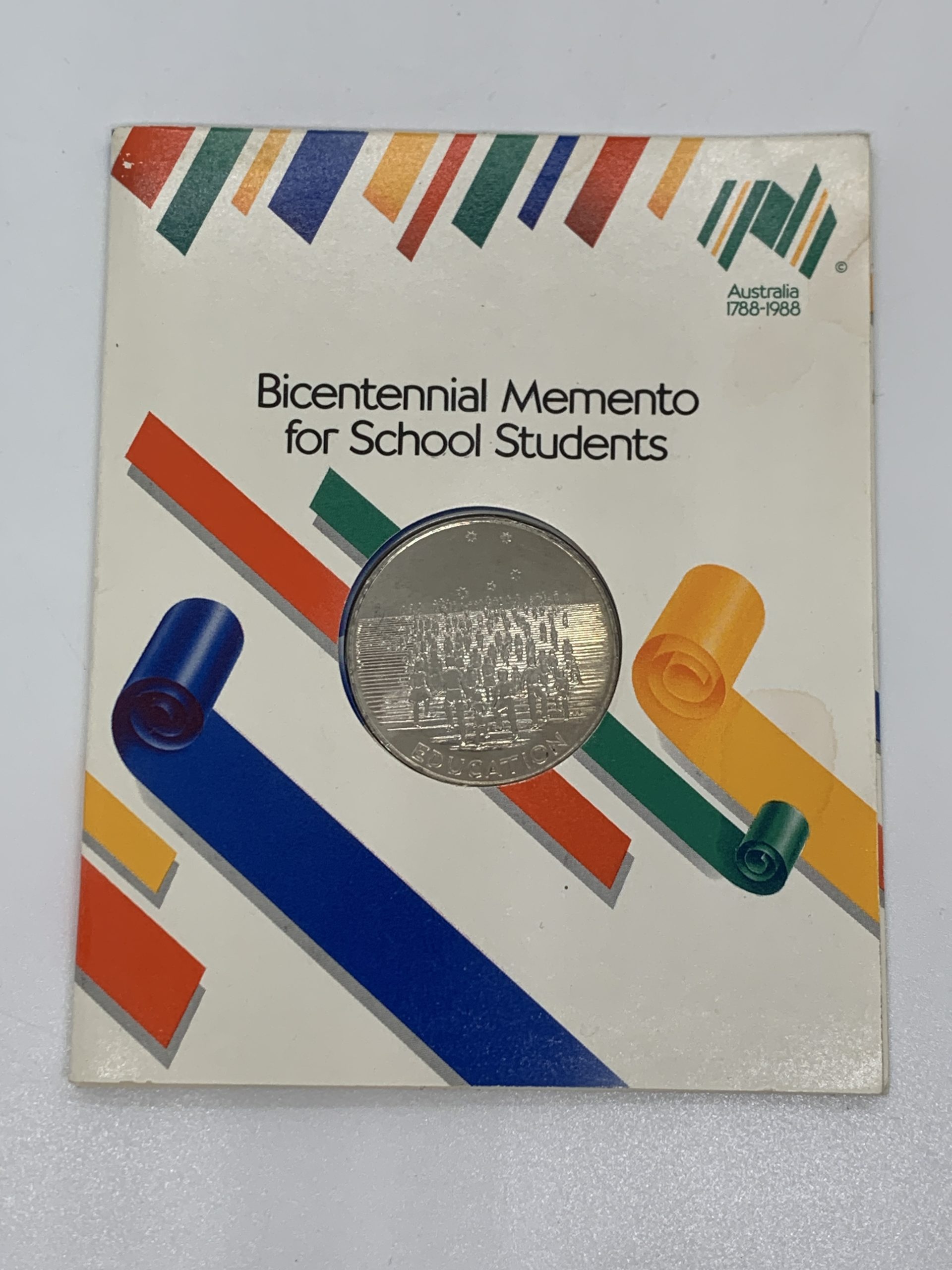 Bicentennial Momento for School Students Coin - Vintage Keepsakes