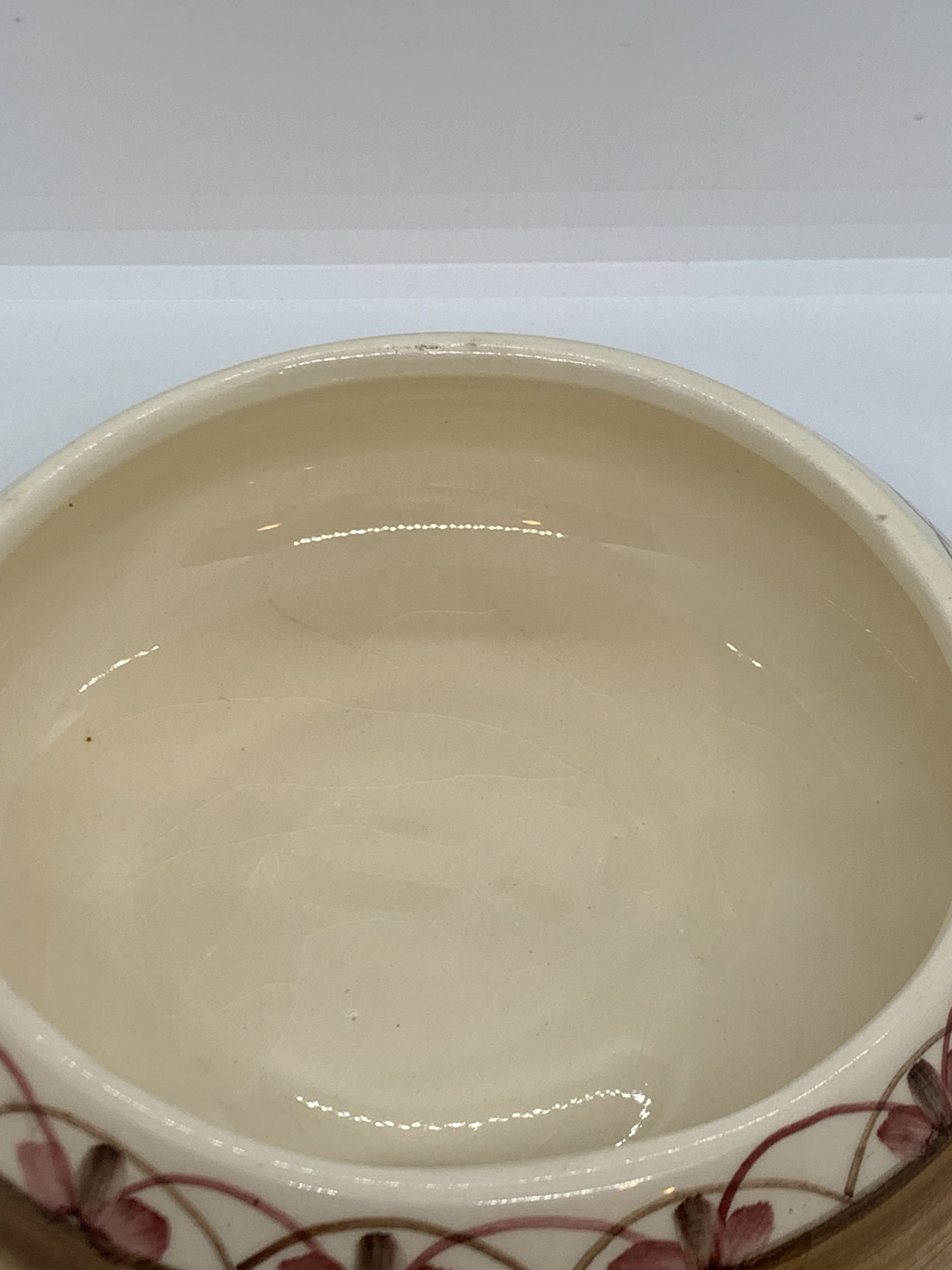 Lidded Ceramic Bowl with Floral Pattern 18cm (AF) - Vintage Keepsakes